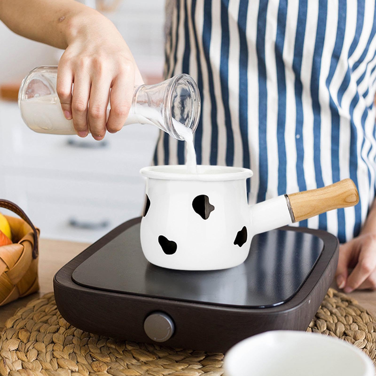 Generic Petite Milk Pan with Wooden Grip for Home Cooking, Bee, 10cmx8.5cm