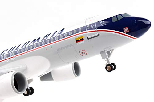 Daron SKYMARKS AVIANCA A320 1/150 W/Gear Retro Livery