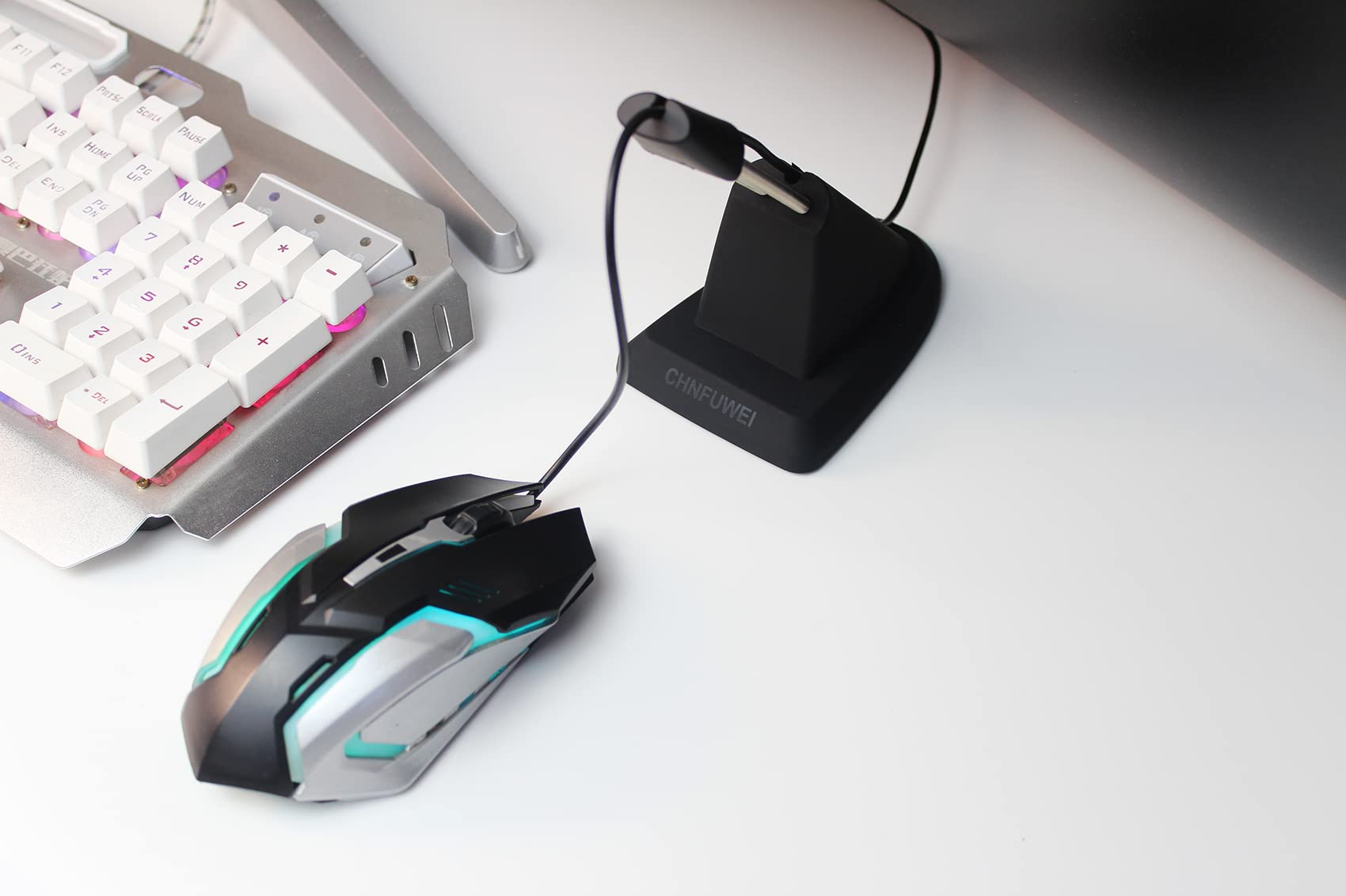 CHNFUWEI Gaming Mouse Bungee Mouse Wire Holder Flexible Adjustable Spring Heavy Non-Slip Rubber Feet Pc Mouse Cable Stand Esports Game Mouse Management Fixer for All Regular Corded Mouse
