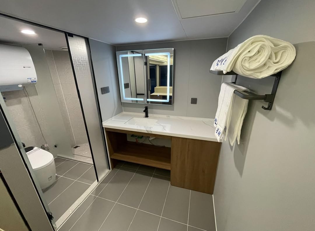 Generic Luxury Container House prefeb Capsule hotle 20FT 40FT Luxury Resort, white Gray