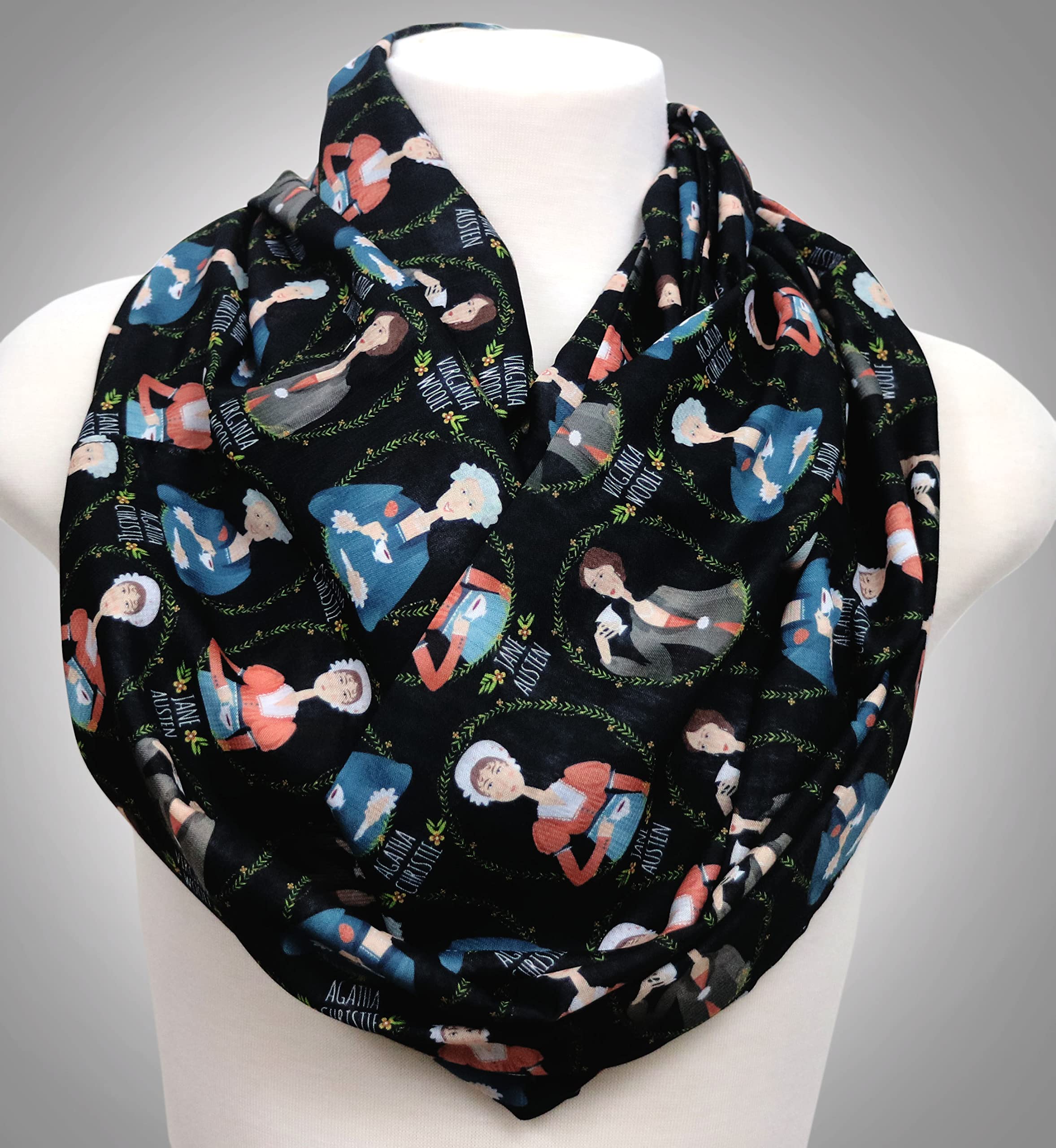 Di Capanni British writers women black book scarf Virginia Woolf Agatha Christie Jane Austen Pride and Prejudice Mrs Dalloway