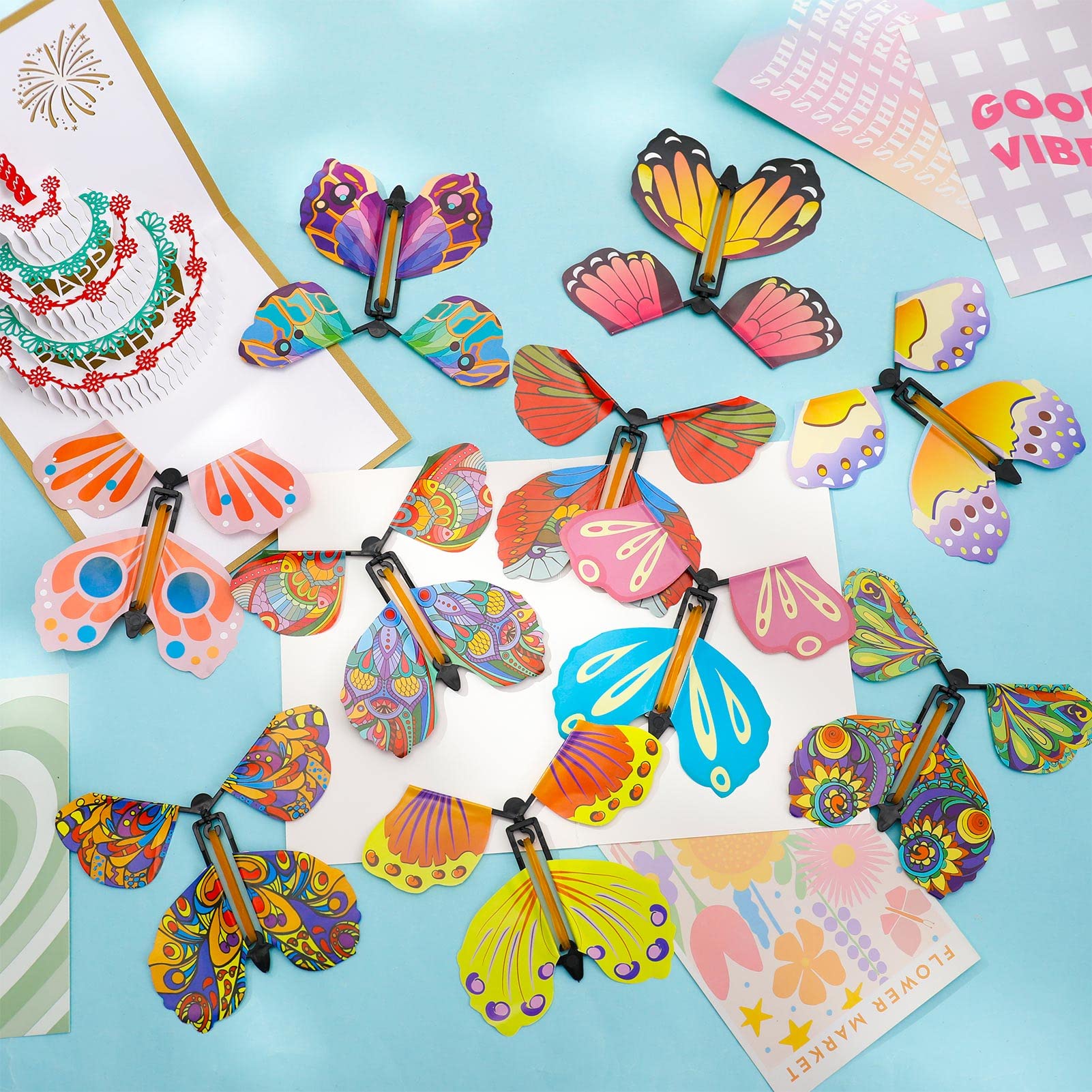 Chenkaiyang 120pcs Flying Butterfly Toy, Bright Colors Butterfly Card Wind Up Butterfly Toys Magic Flying Butterfly Surprise Gift, 15 Style