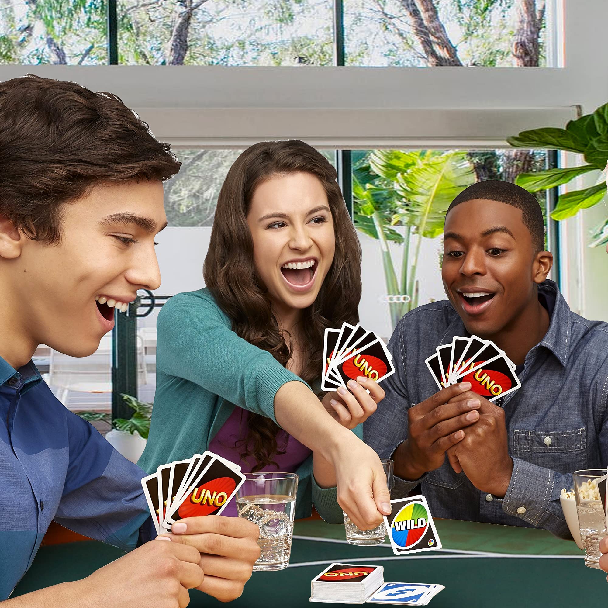 Vilobos Poker Table Foldable, 8 Players Texas Holdem Poker Table, Casino Folding Table for Blackjack Board Game -Green