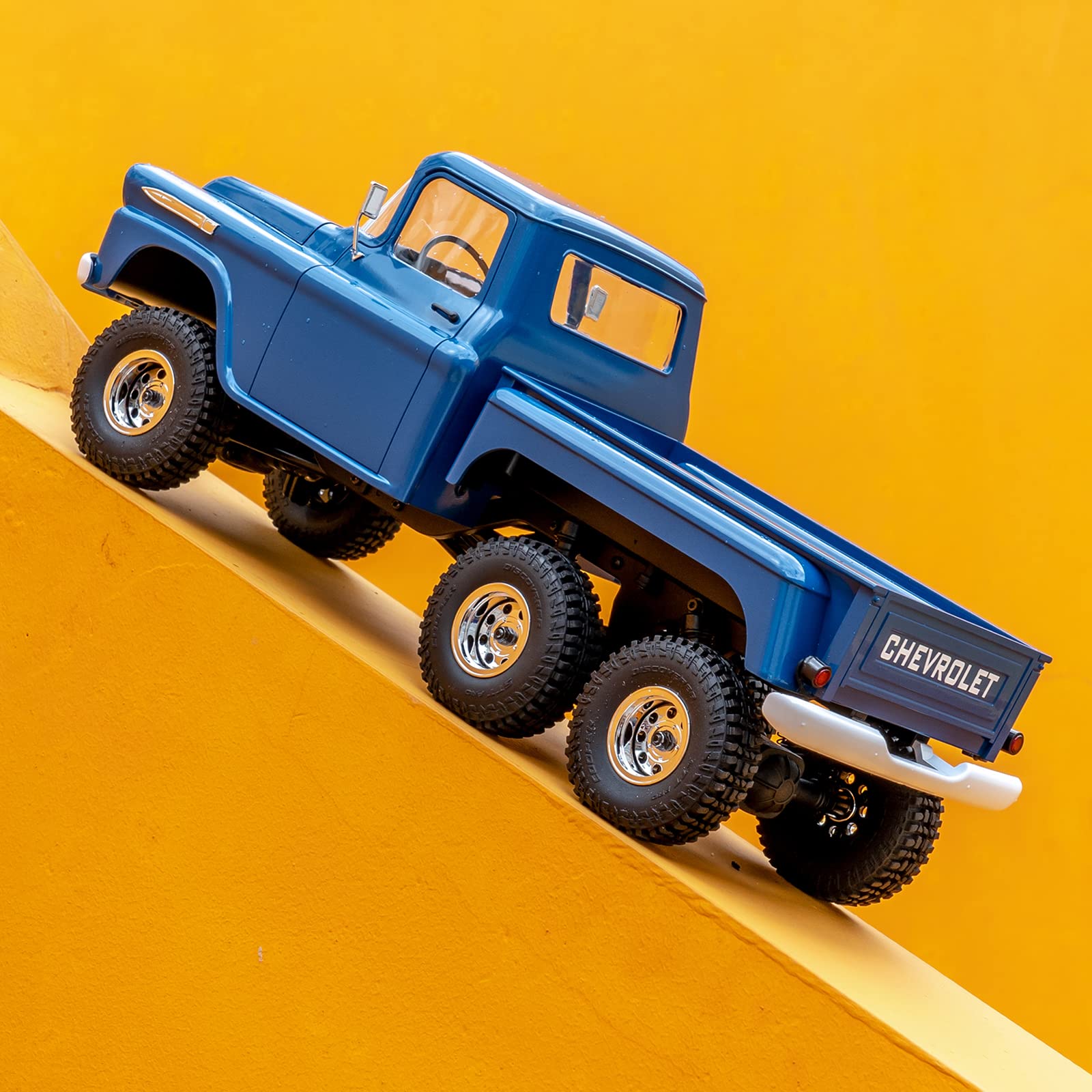 EAZYRC car (Apache)