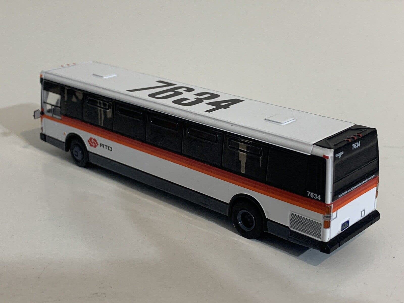 Grumman 870 Transit Bus-RTD-Los Angeles California Iconic Replicas 1/87 Scale New in The Box 5" Long