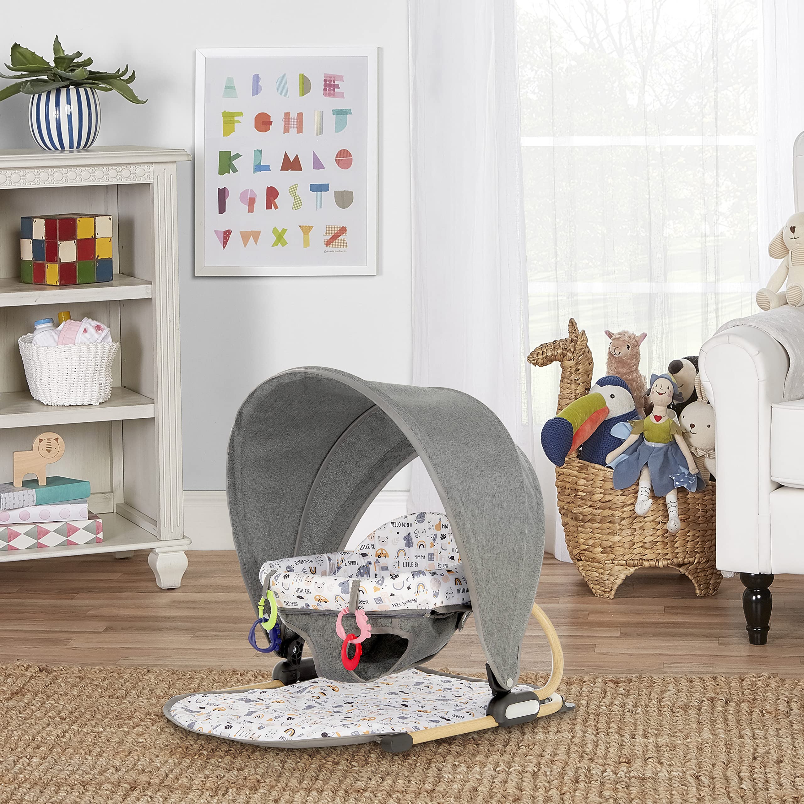 Dream On Me Snug N' Play Floor Seat and Canopy, Hello World