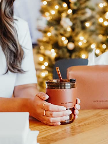 JADE AND JUNO HOME Glass Coffee Mug/Tea Cup with Glass Straw and Leakproof Lid (15oz) - Travel Friendly Cups with Heatproof Sleeves for Hot and Cold Beverages (Rich Caramel)