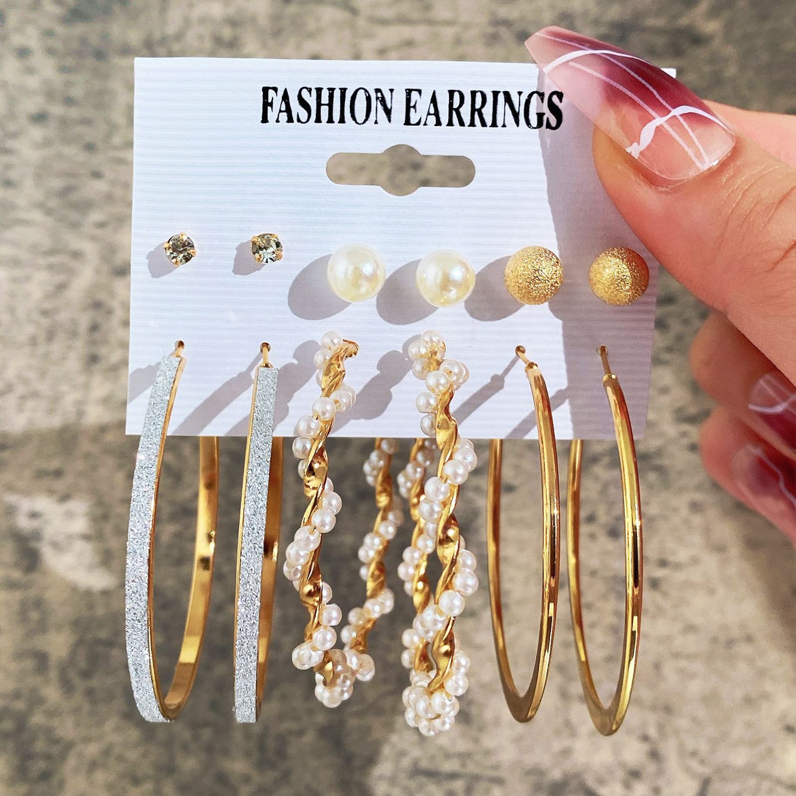 Earrings Set for Women 25 Pairs Gold Hoop Earrings Set Multipack Trendy Big Boho Statement Hoop Pearl Earrings Pack Assorted Small Stud Earrings