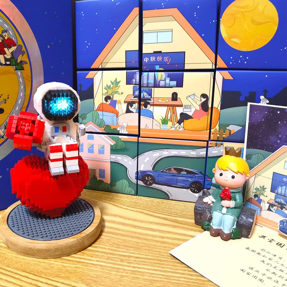 Uvini Building Blocks Astronaut Model with Light STEM Building Toy Micro Blocks for Adults or Teens Gifts Spaceman with Heart Mini Blocks Set DIY Bricks Toys 654PCS, 00877