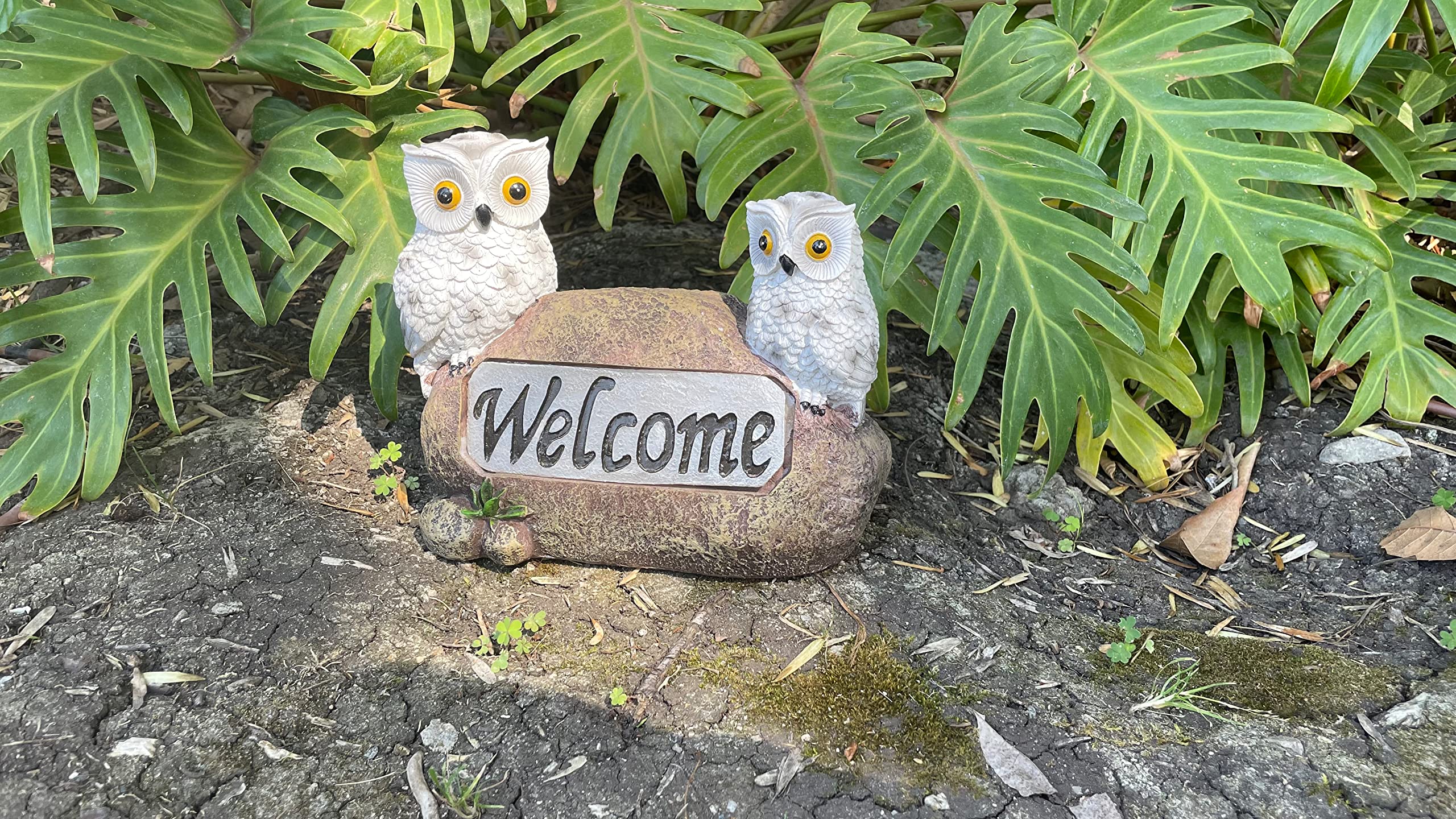 VP Home Welcome Owls Solar Powered Outdoor Decor LED Garden Light Welcome Owl Statues Outdoor owl Decor Funny Figurine Decor for Outside Patio, Yard, Lawn