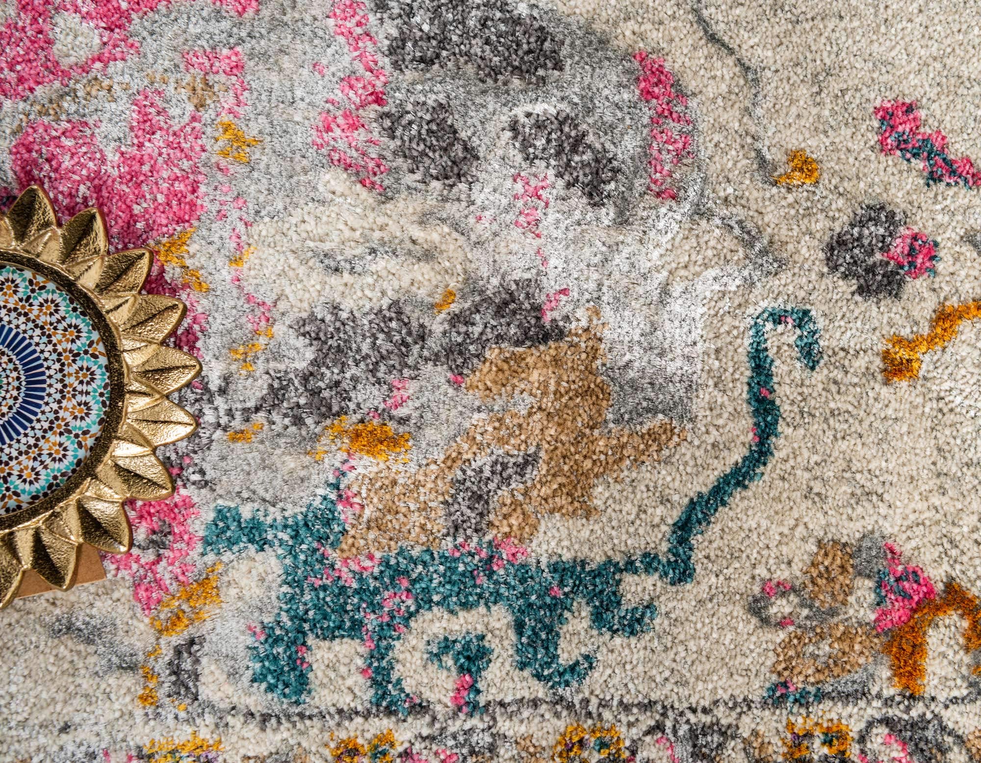Unique Loom Aurora Collection Over-Dyed, Abstract, Botanical Southwestern, Transitional Area Rug, Rectangular 9' 0" x 12' 0", Beige/Pink