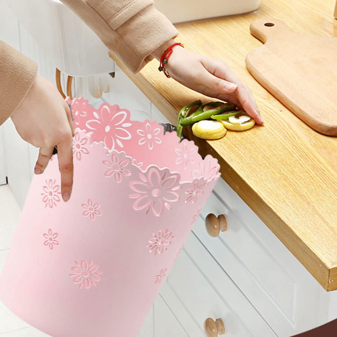 Laqerjc Paper Basket Plastic Trash Can Hollow Flower Wastepaper Basket Round Lidless Garbage Container Bin