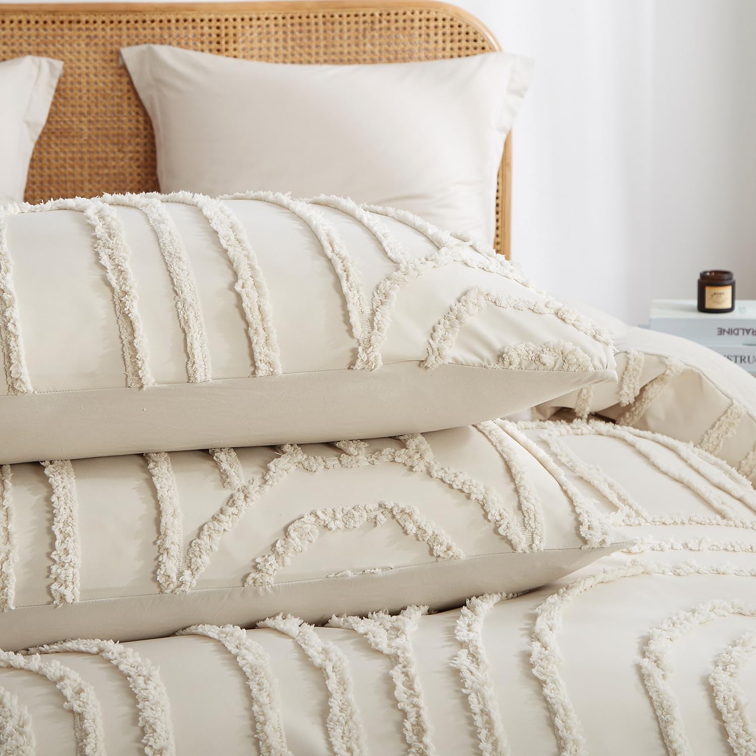 Nayoroom Boho Duvet Cover Queen Size Beige Tufted Chenille Rainbow Textured Comforter Cover 3 Pcs Luxury Soft Washed Microfiber Aesthetic Bedding Set with Zipper Closure for All Seasons