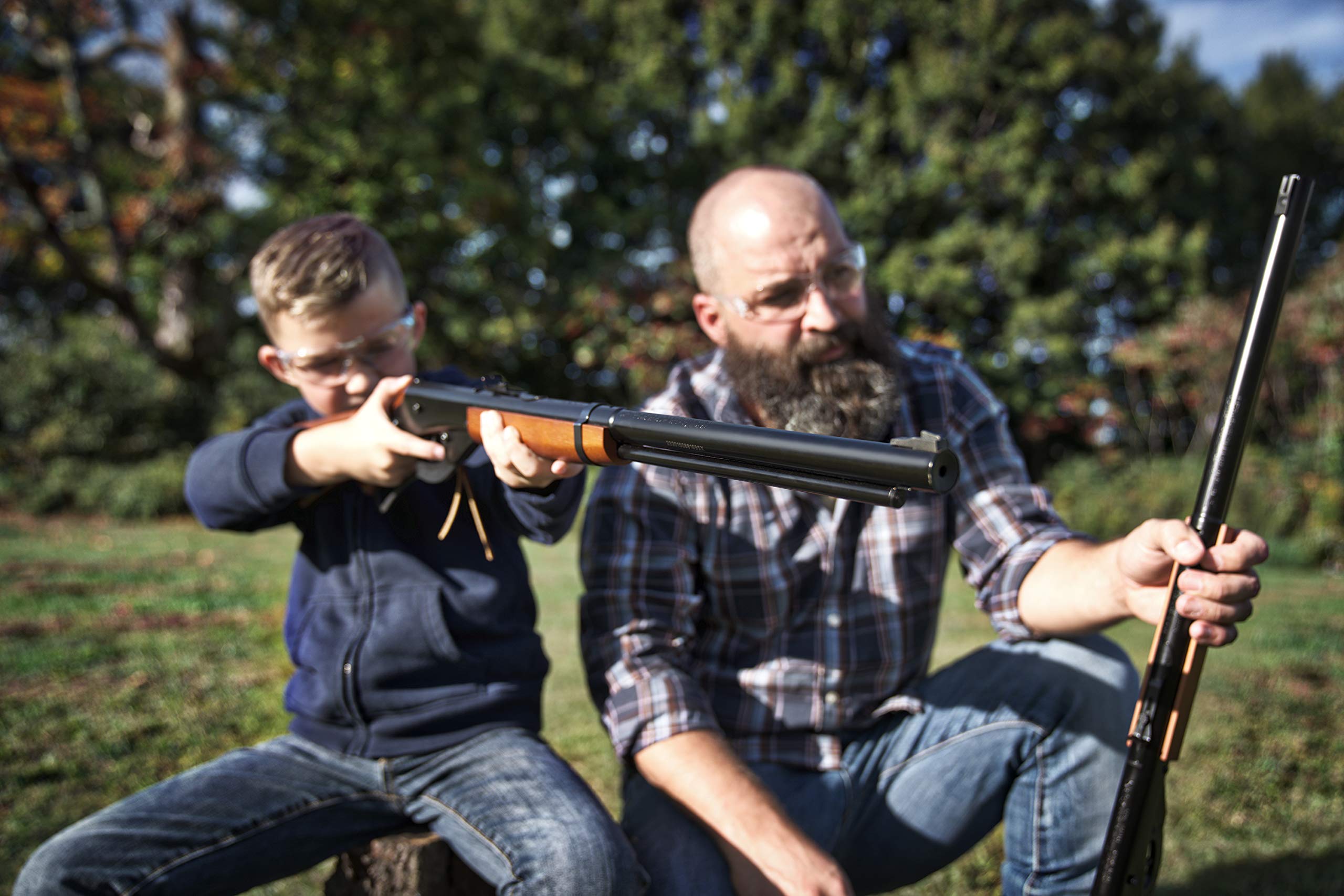 Daisy Outdoor Products Model 1938 Red Ryder BB Gun, Wood Grain, Overall length: 35.4 Inch