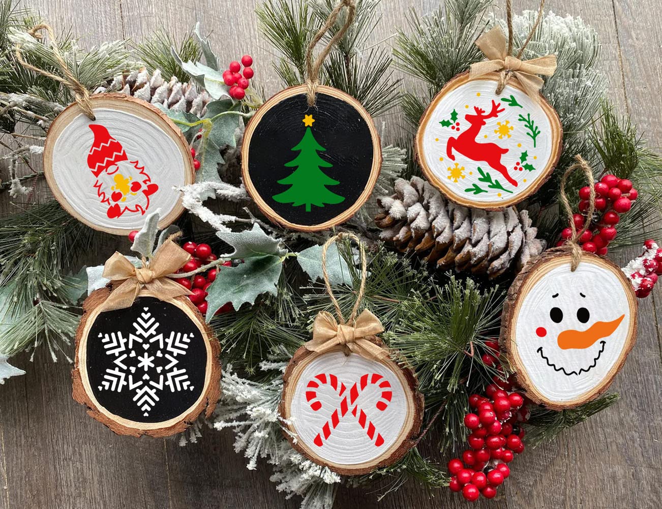 Christmas Stencils for Painting on Wood,3x3” Reusable Holiday Xmas Stencil Drawing Templates for Christmas Tree/Tier Tray/Window Decor