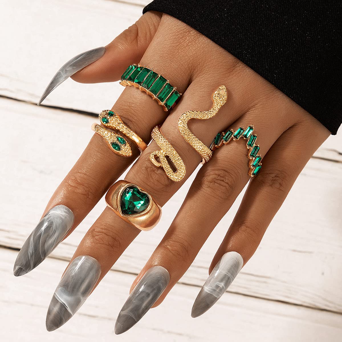 CSIYANJRY99 Gold Snake Rings Set Snake Knuckle Rings for Women Medusa Jewelry Egyptian Accessories Finger Rings Boho Vintage Stacking Rings D