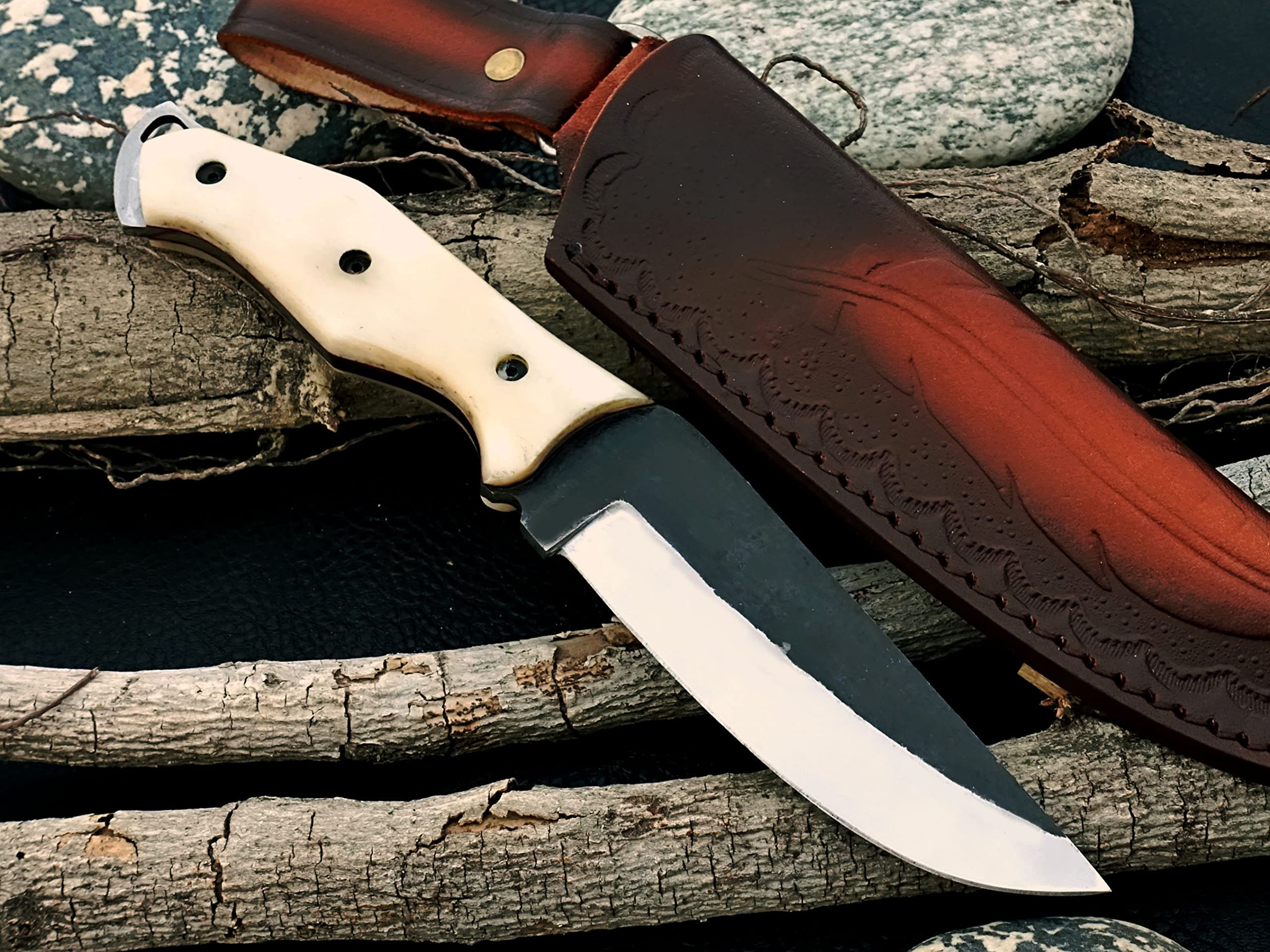 D2 Steel Hunting Knife Fixed blade knife Skinner Knife Camel Bone handle , Black Edge ,Bush craft, Camping, with Cowhide Leather Sheath – BW-4148