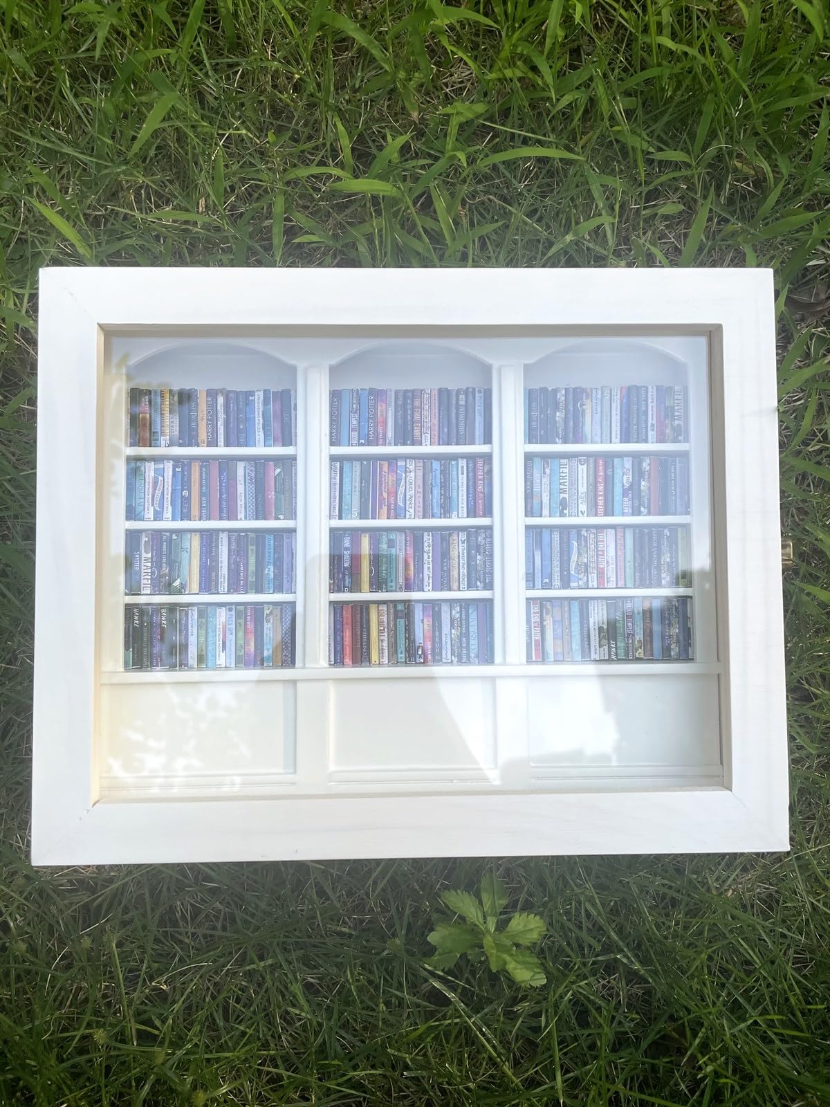 Generic Shake Away Anxiety Bookshelf,Stress Reliever,with 350Pcs Miniature Book Match Boxes Display Case Cabinet Decoration, for Book Lovers (white)