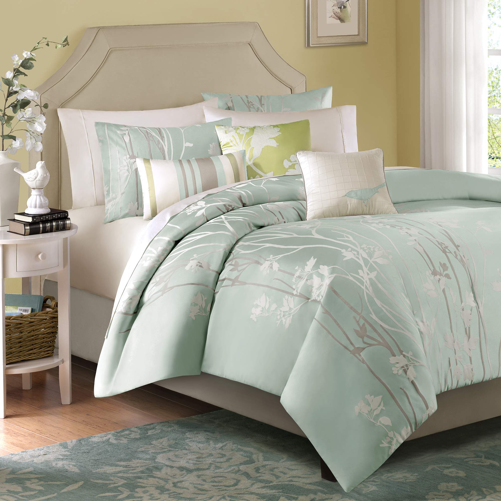 Madison Park Athena Jacquard Comforter Set ā Ultra Soft Microfiber Bedroom Comforters, All Season Cozy Bedding with Matching Shams, California King(104"x92"), Seafoam Green 8 Piece