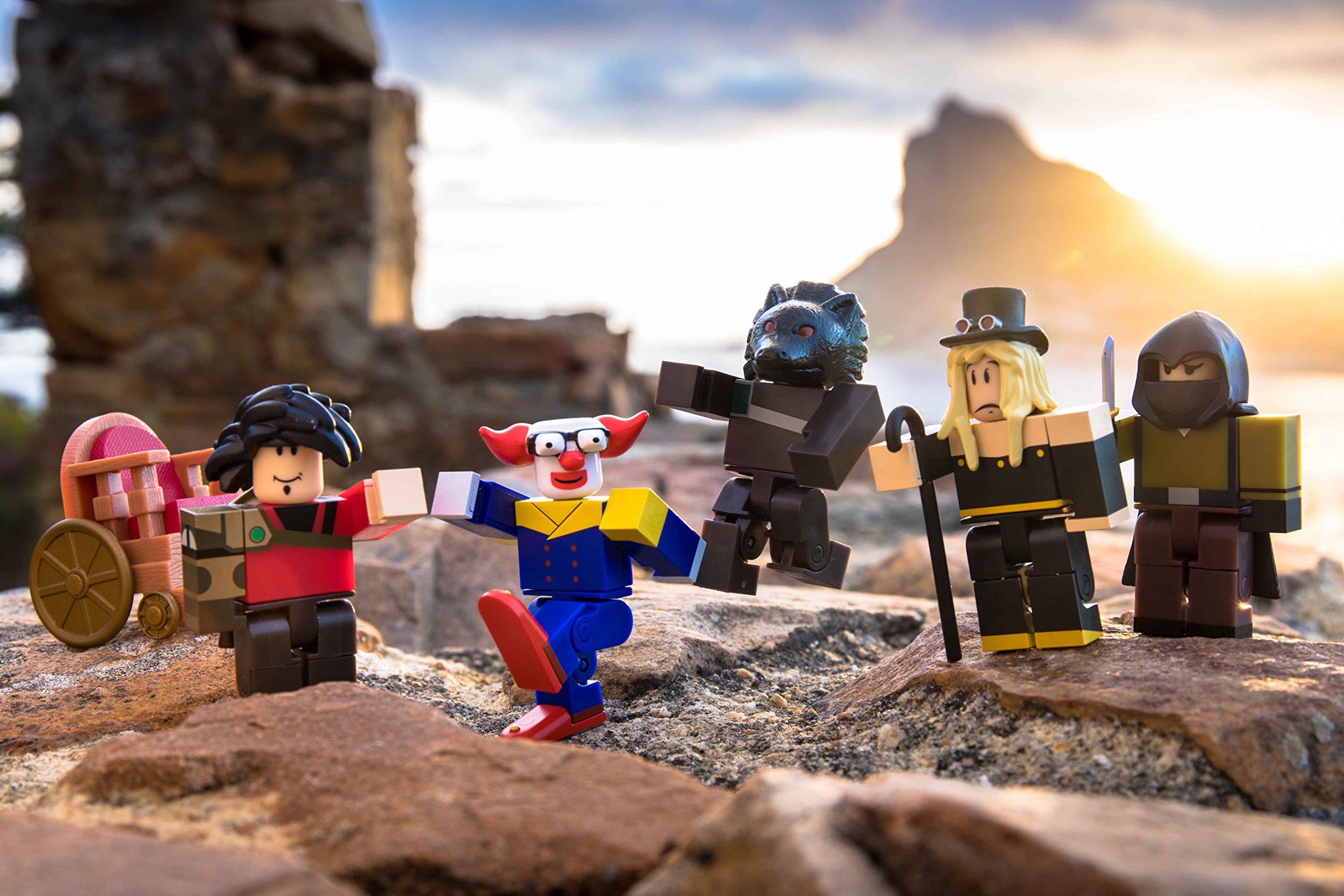 Roblox Action Collection - Night of the Werewolf Six Figure Pack [Includes Exclusive Virtual Item]