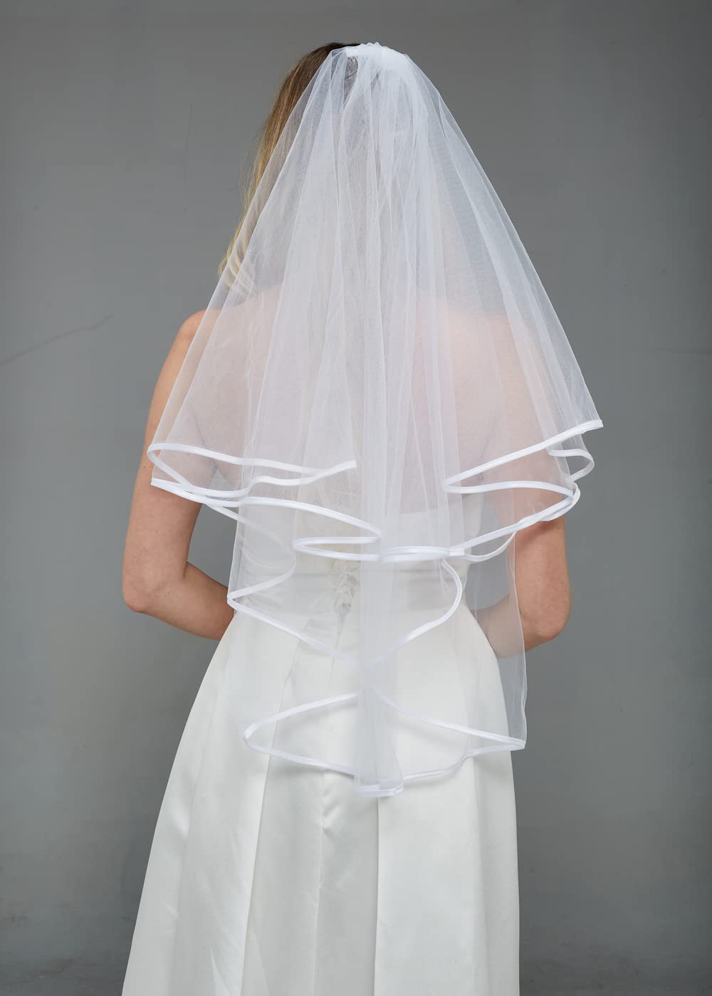 KUNG FU PARTY White Double Ribbon Edge Center Cascade Bridal Wedding Veil with Comb and Bride To Be Satin Sash Bachelorette Party Decorations Supplies