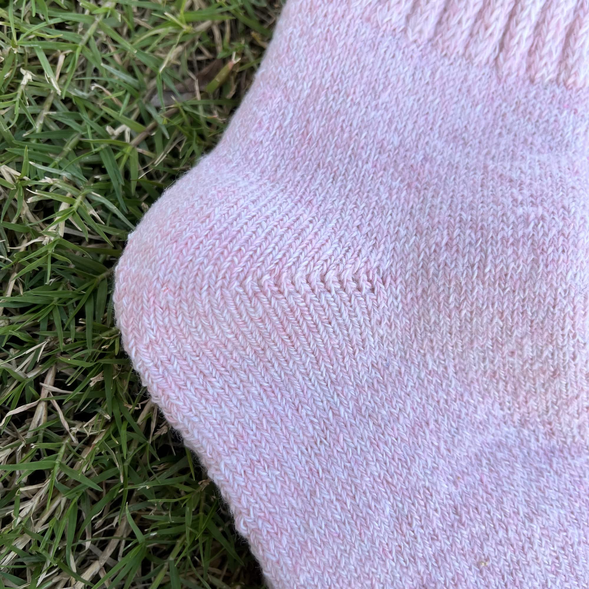 Fraobbg 3 Pack Women Heavy Thick Wool Socks Thermal Hiking Warm Comfort Winter Crew Socks