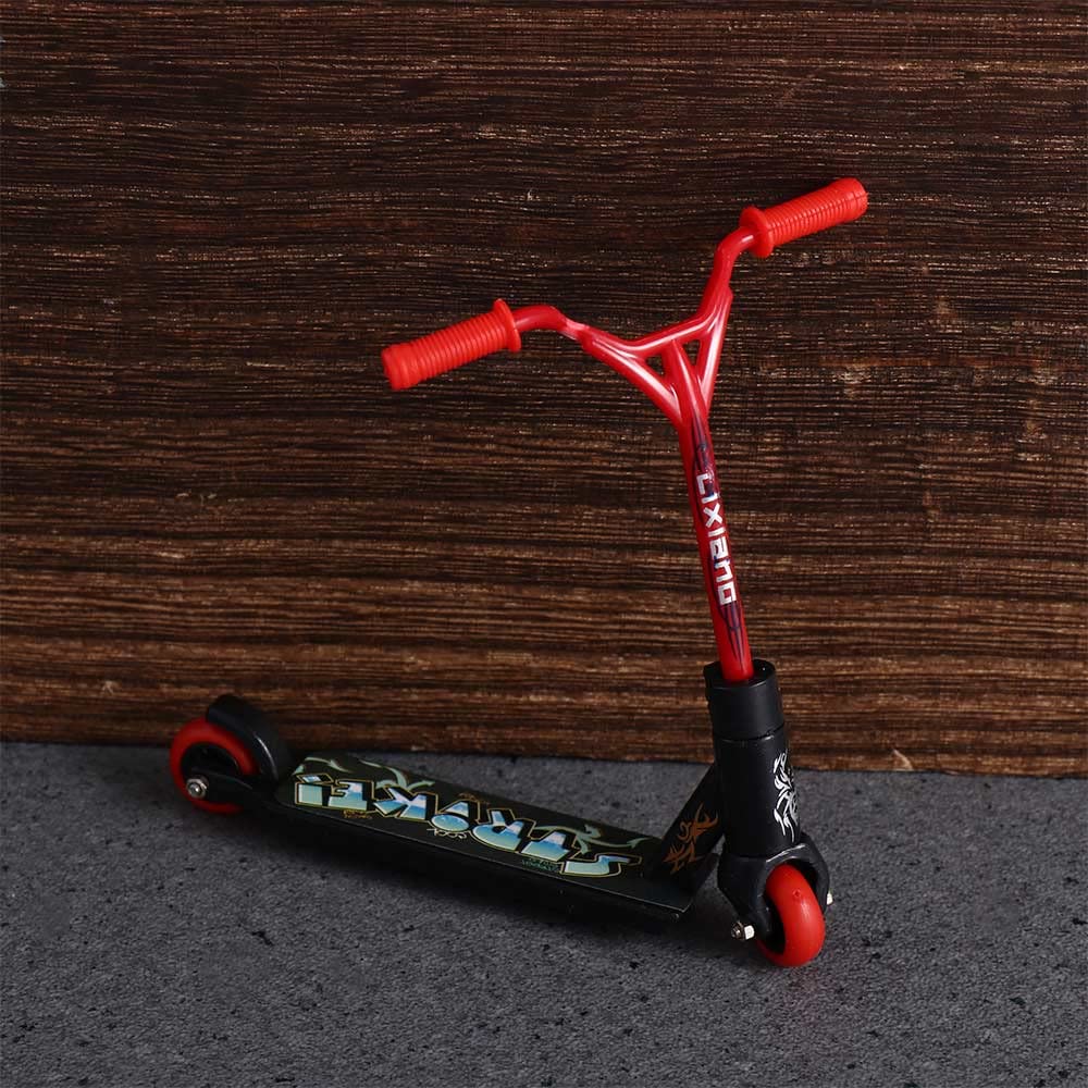 Finger Scooter,Mini Two Wheel Finger Toys, Tiny Fingerboard Scooters Tiny Trick Scooter for Party Favors Finger Training(Blue Random 1pc)
