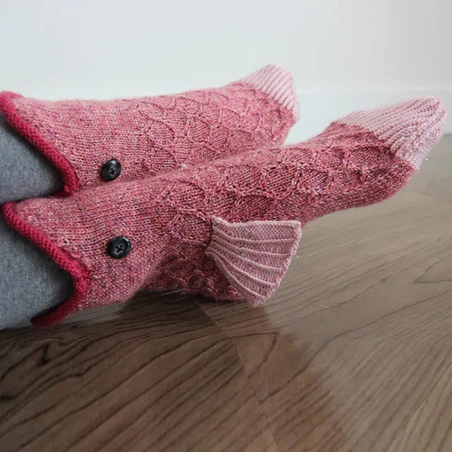 Linzhouzhiguang Knit Socks Unisex Novelty Shark Crocodile Shape Floor Winter Home Warm Socks (Fish)