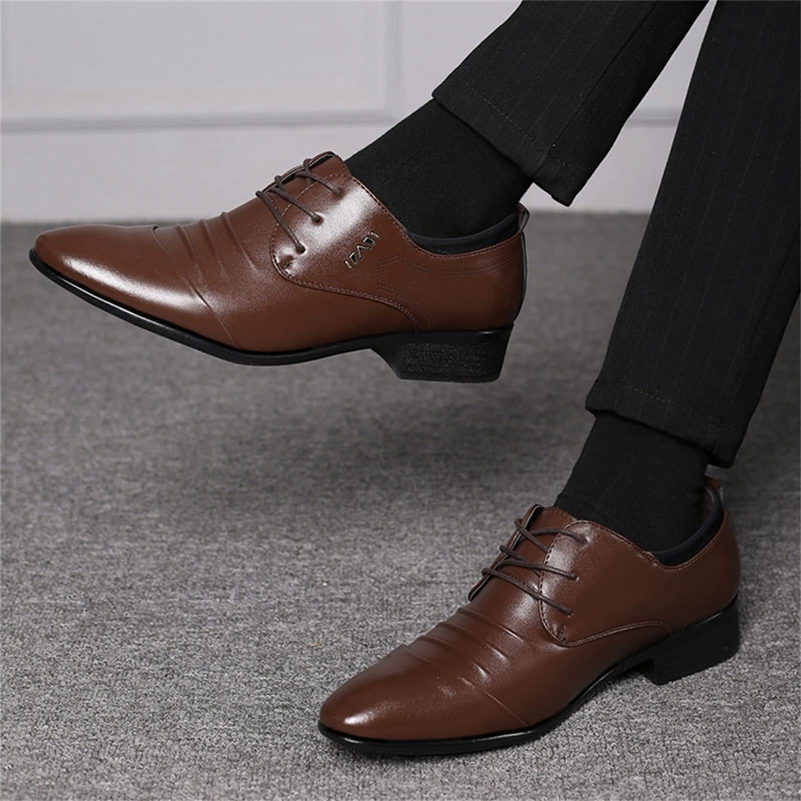 FASDNENDYS Fashion Summer and Autumn Men Leather Shoes Low Heel Pointed Toe Lace Solid Color Business Style Mens Snow Boots Tall Brown