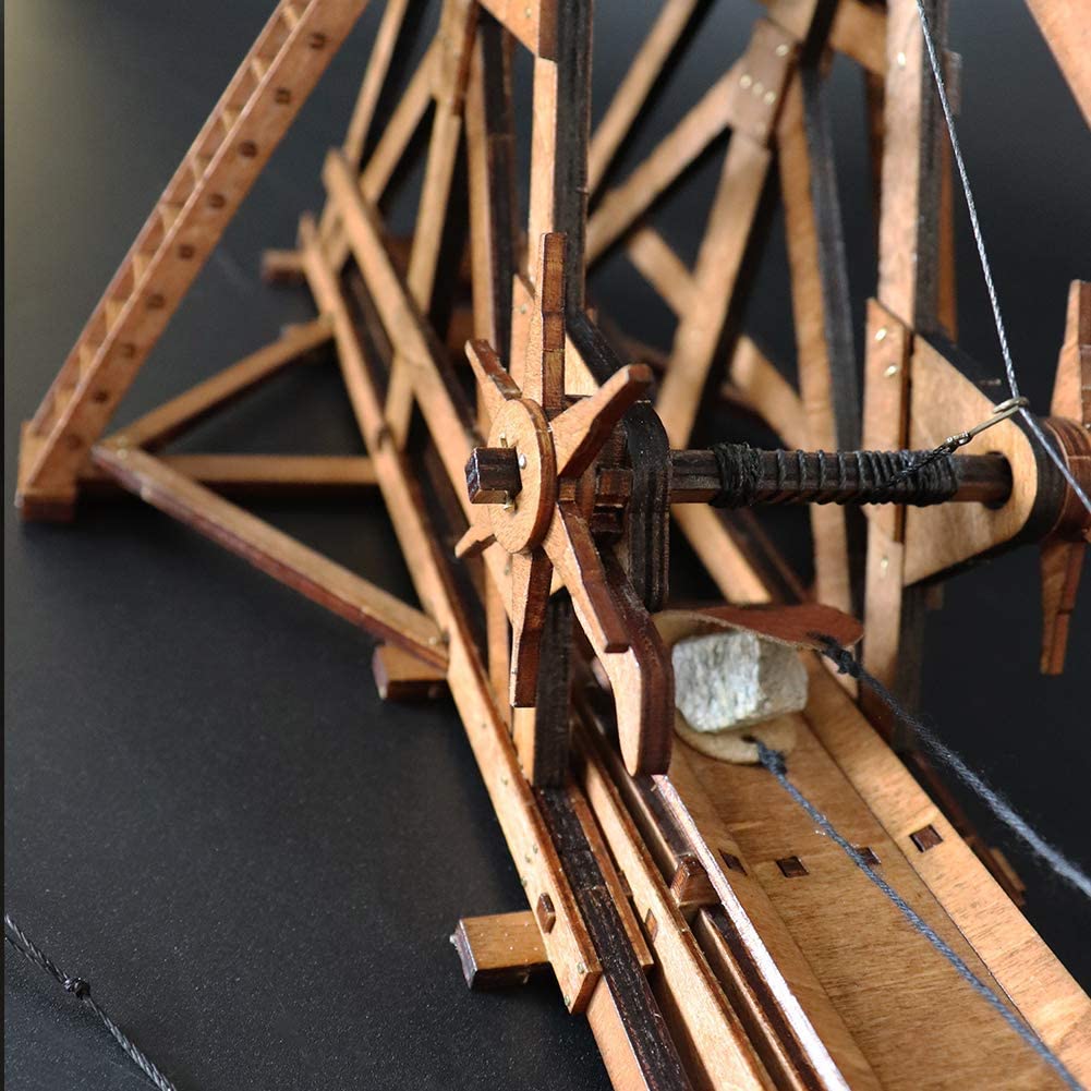 YAQUMW The Mini Counterweight Trebuchet Europe Medieval Siege Equipment Chariot Catapult Weapons DIY 3D Wooden Puzzles Model Kits for Adults STEM Projects Tabletop Toy