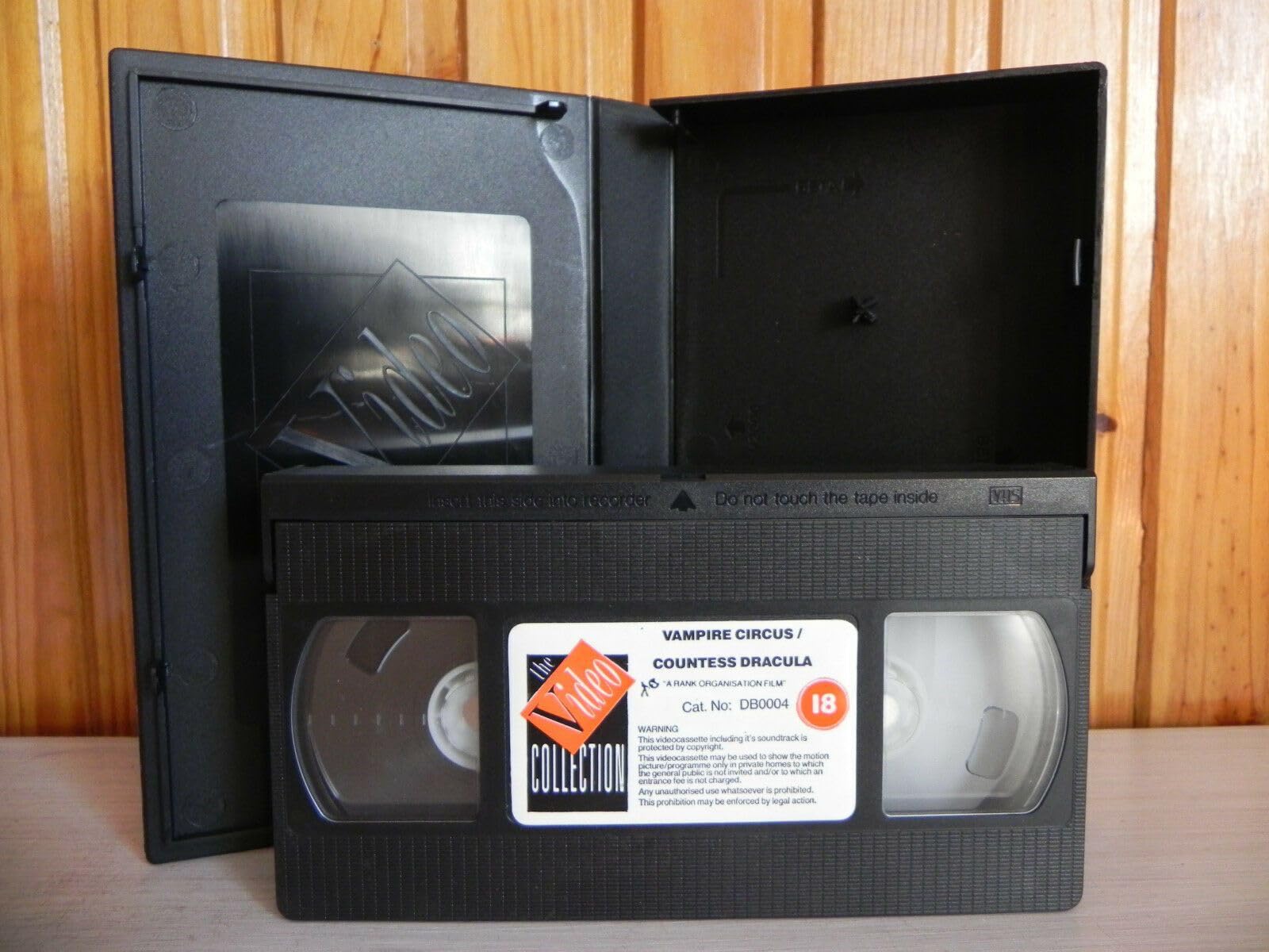 Vampire Circus - Countess Dracula - Double 2 Bill - Cert (18) - Pal VHS