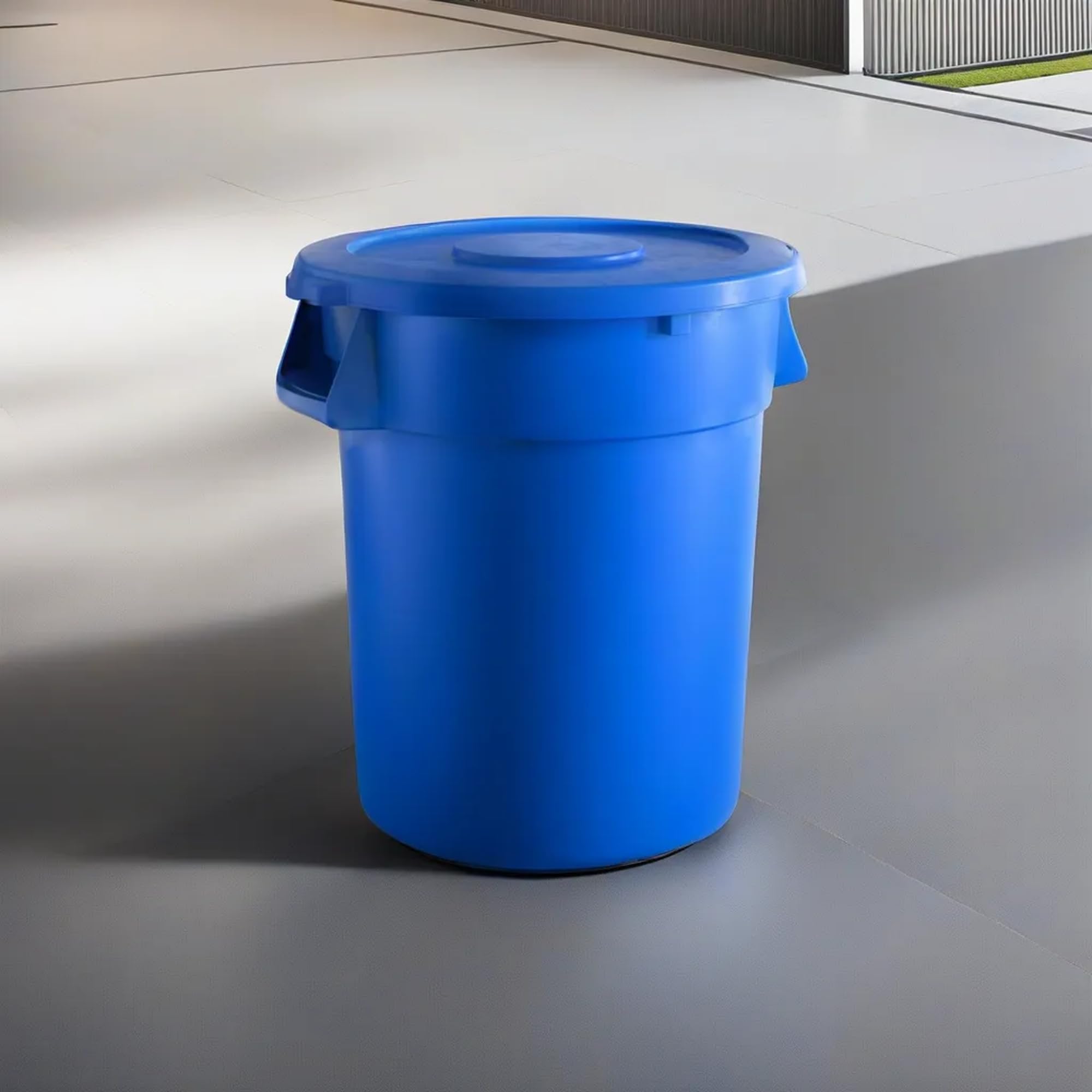 KTLT 32 Gallon Yellow Round Commercial Trash Can with Lid, Ingredient Bin, Wastebasket for Restaurant/Kitchen/School/Garage