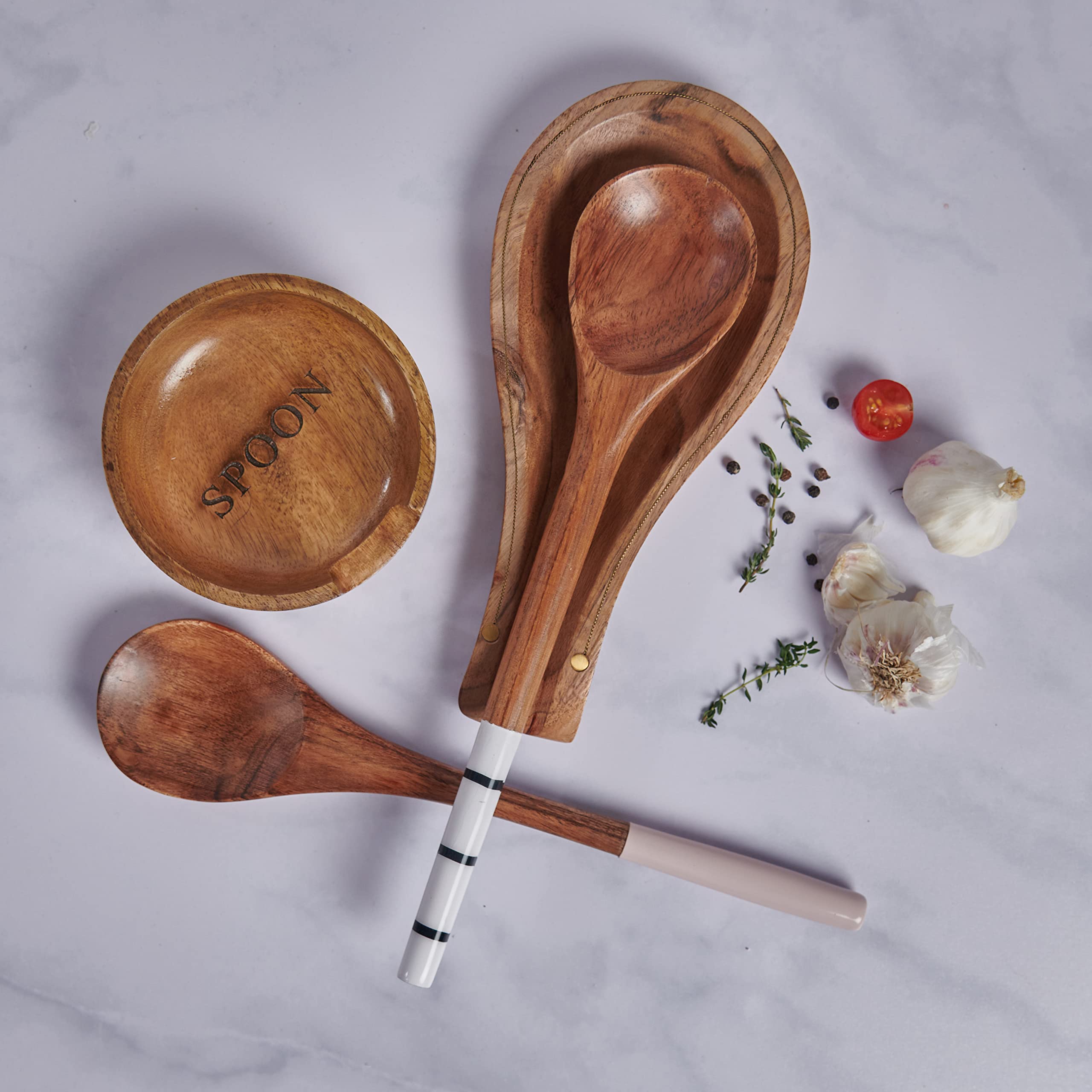 Folkulture Wooden Spoon Rest and Kitchen Towels Bundle, Spoon Rest for Kitchen Counter, Spoon Holder for Stove, Kitchen Towels or Tea Towels, 20 X 26 Inches Cotton Dishrags