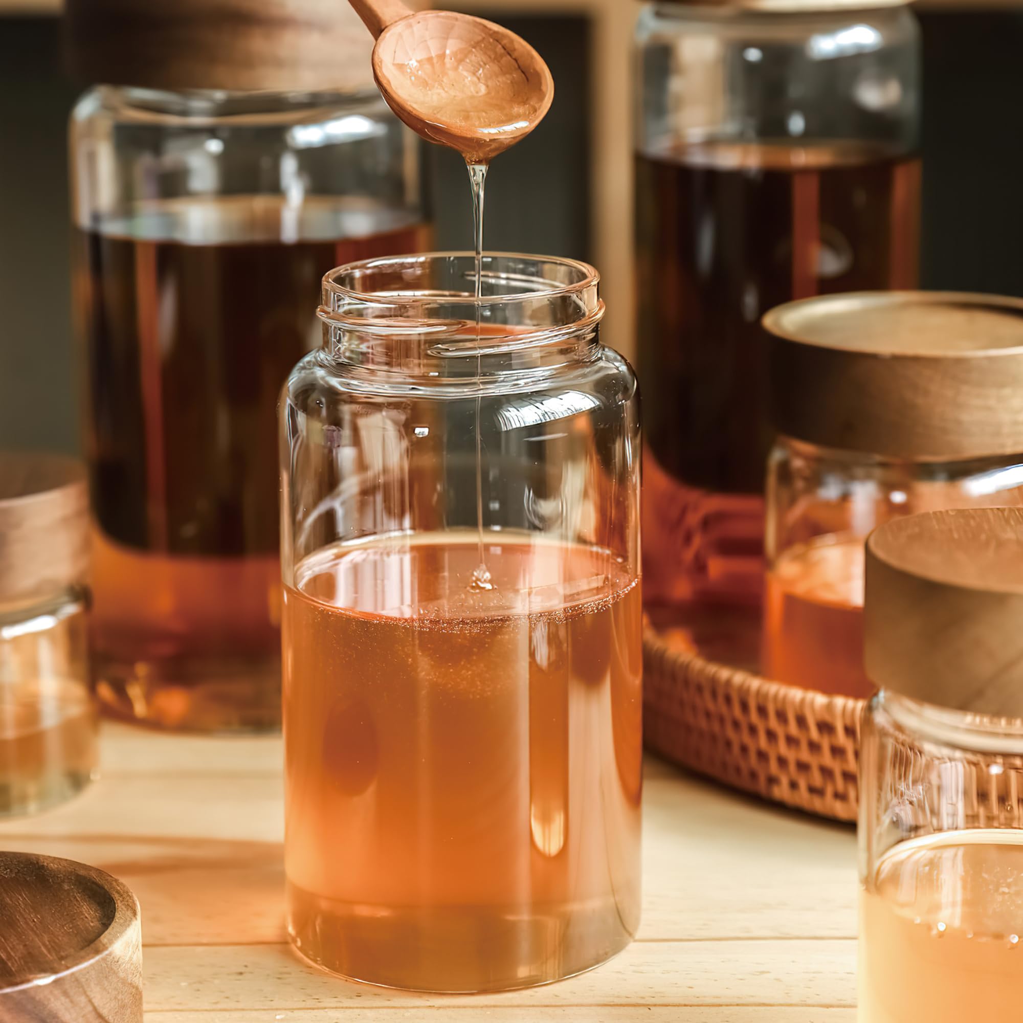 MOLADRI 18 oz/550 ml Clear Glass Storage Canister with Airtight Wooden Screw Lid, Small Cute Decorative Glass Container Jar for Coffee,Spice,Candy,Salt,Cookie,Condiment,Pepper,Sugar,Overnight Oatmeal