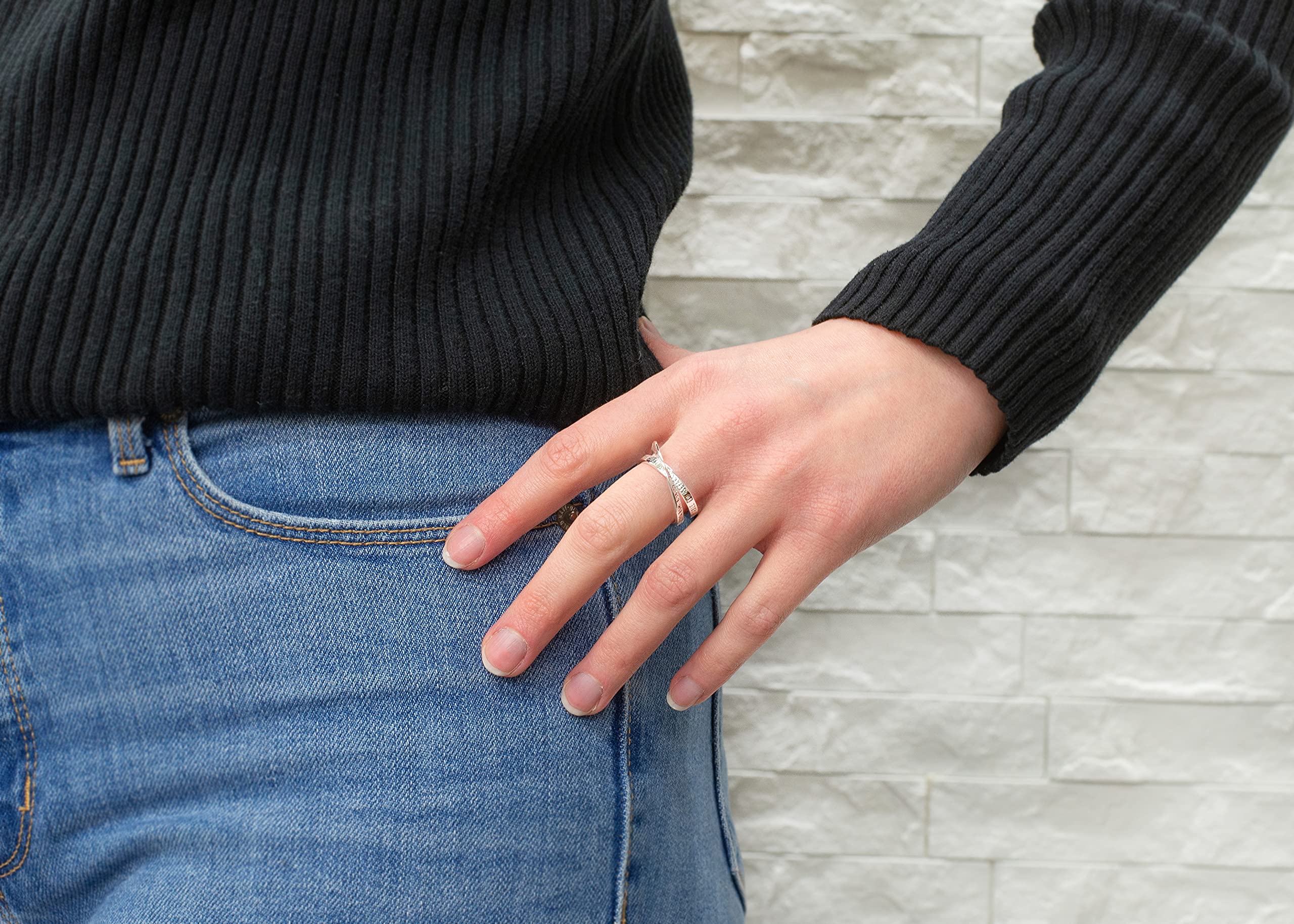 Dicksons The Love Silver Plated Size 8 Stainless Steel Mobius Twist Ring