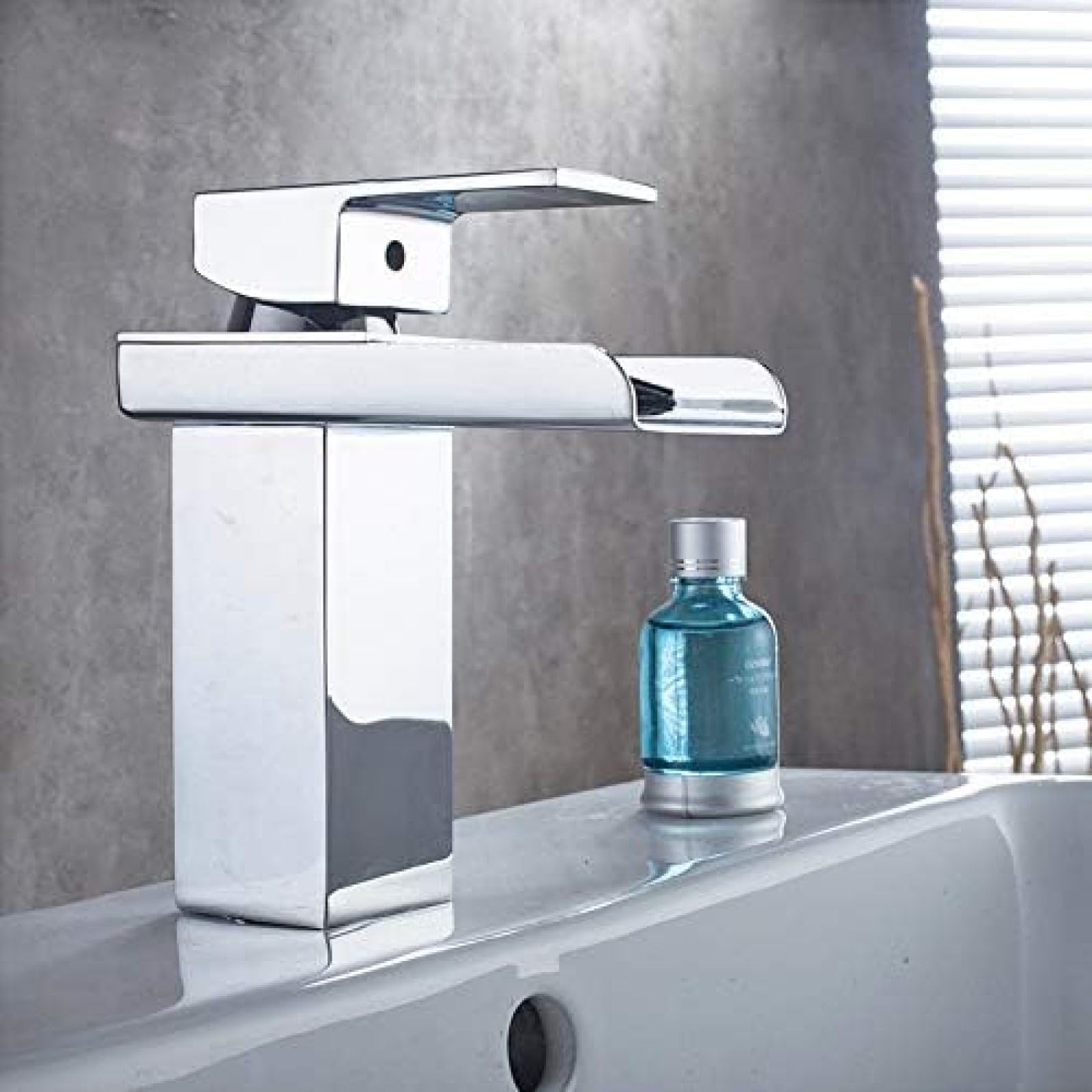 Kitchen & Bath Fixtures Taps Faucet,Bathroom Basin Single Hole Waterfall Hot and Cold Water Mixer