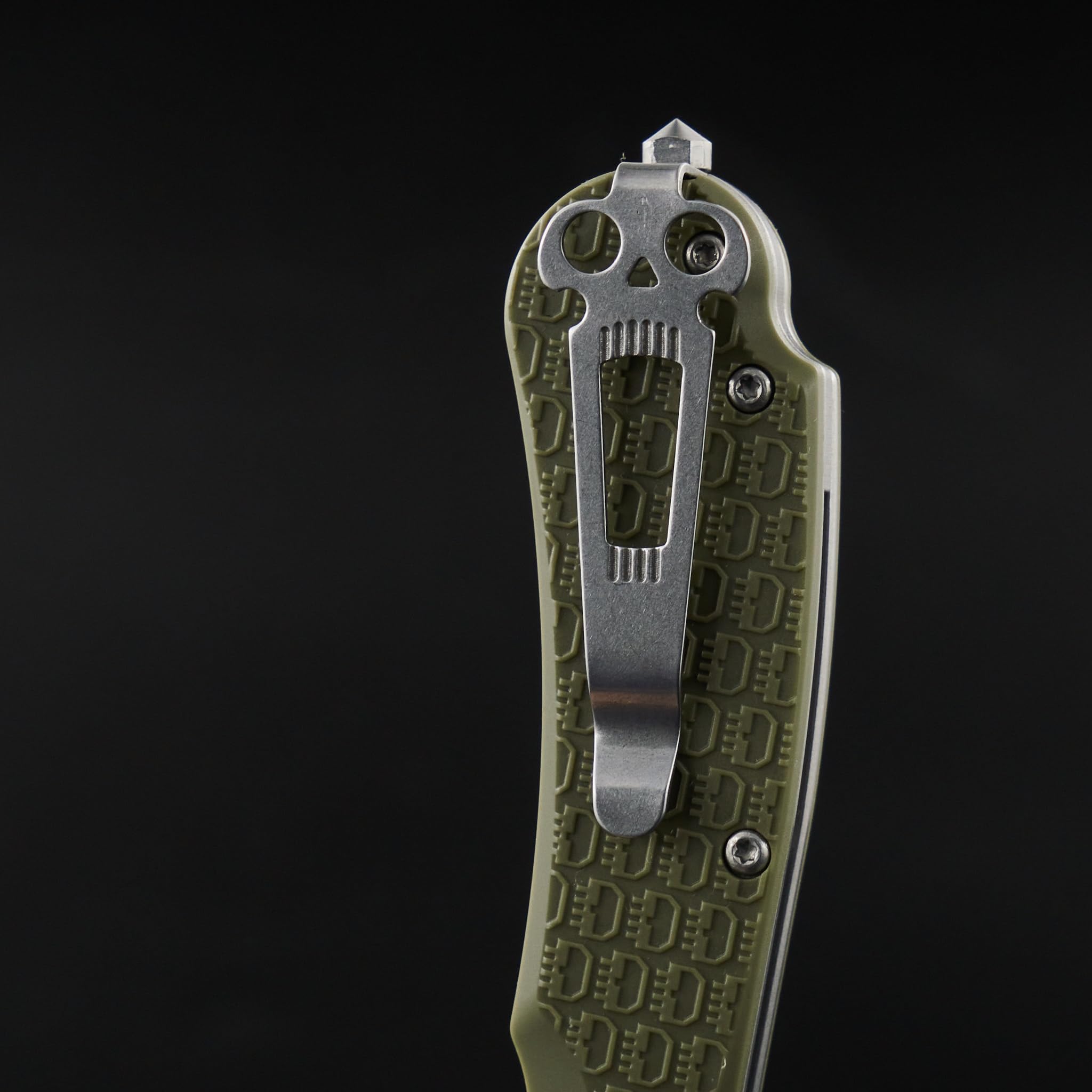 Generic Yakuza Discover Line by Daggerr (Olive handle and stonewashed blade)