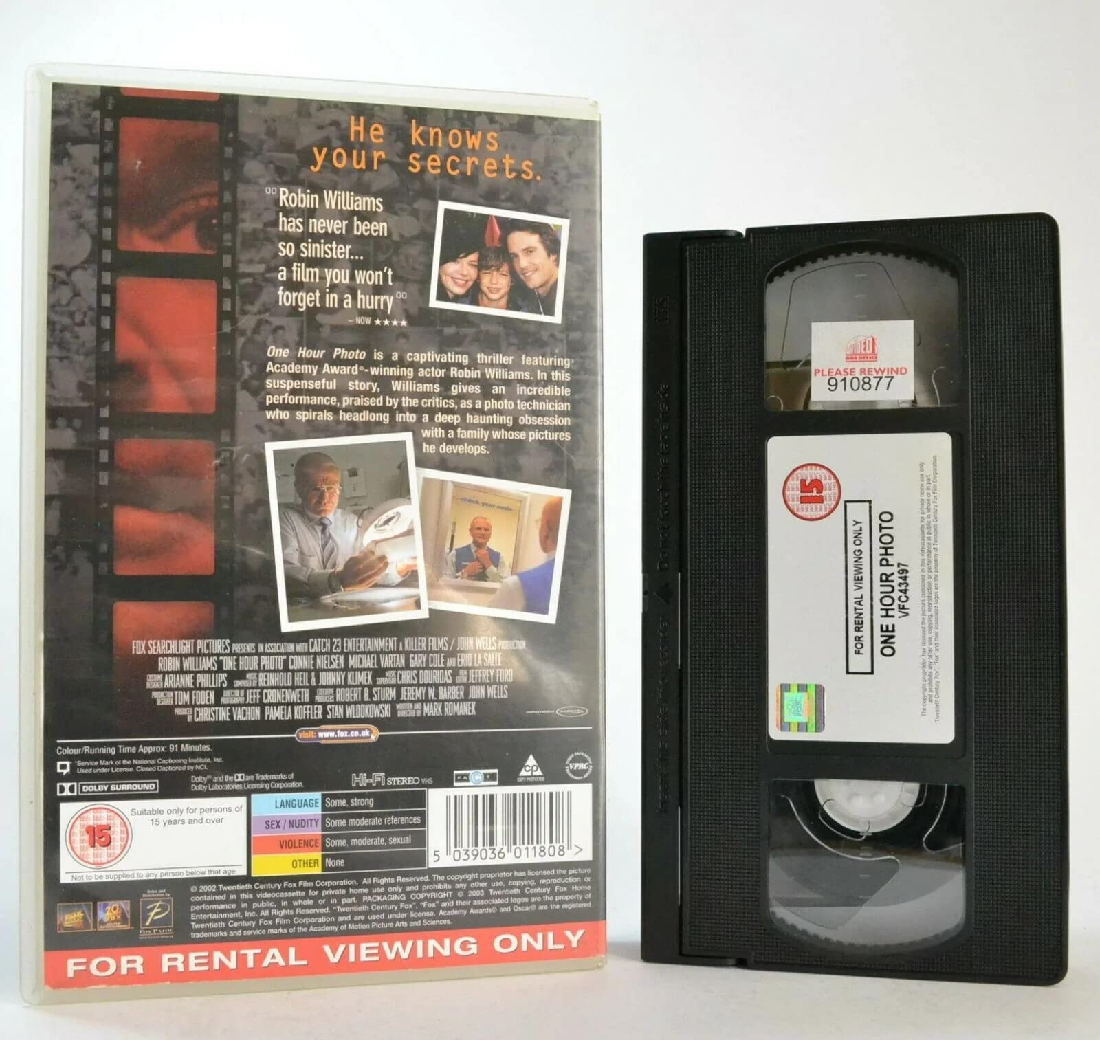 One Hour Photo: Thriller (2002) - Suspensful Story - Large Box - Ex-Rental - VHS