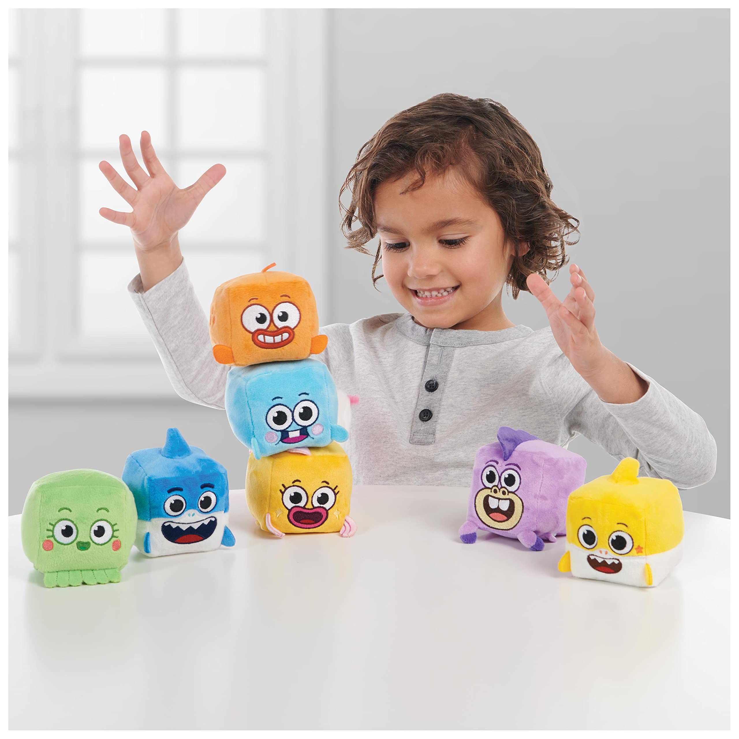 WowWee Baby Shark's Big Show! Song Cube โ Chucks Plushie with Baby Shark Theme Song โ Cute Stuffed Animals for Toddlers