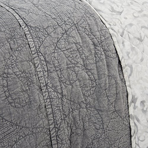 Rizzy Home | BQ4566 | Polyester King Sham | 20"x36" Gray/Black/Nuetral Solid