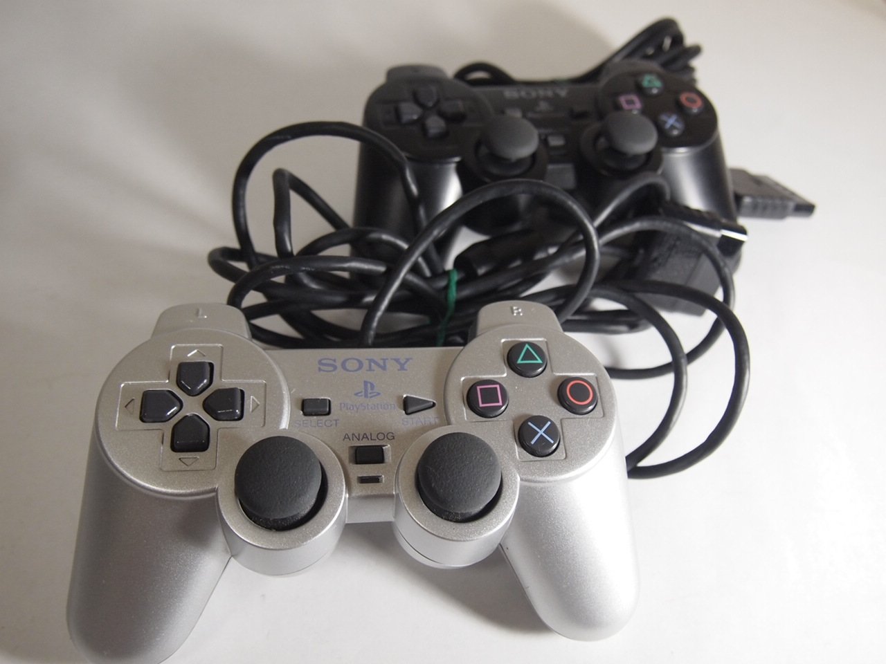 Playstation 2 (SCPH-75000) Satin Silver Console (Japanese Import)