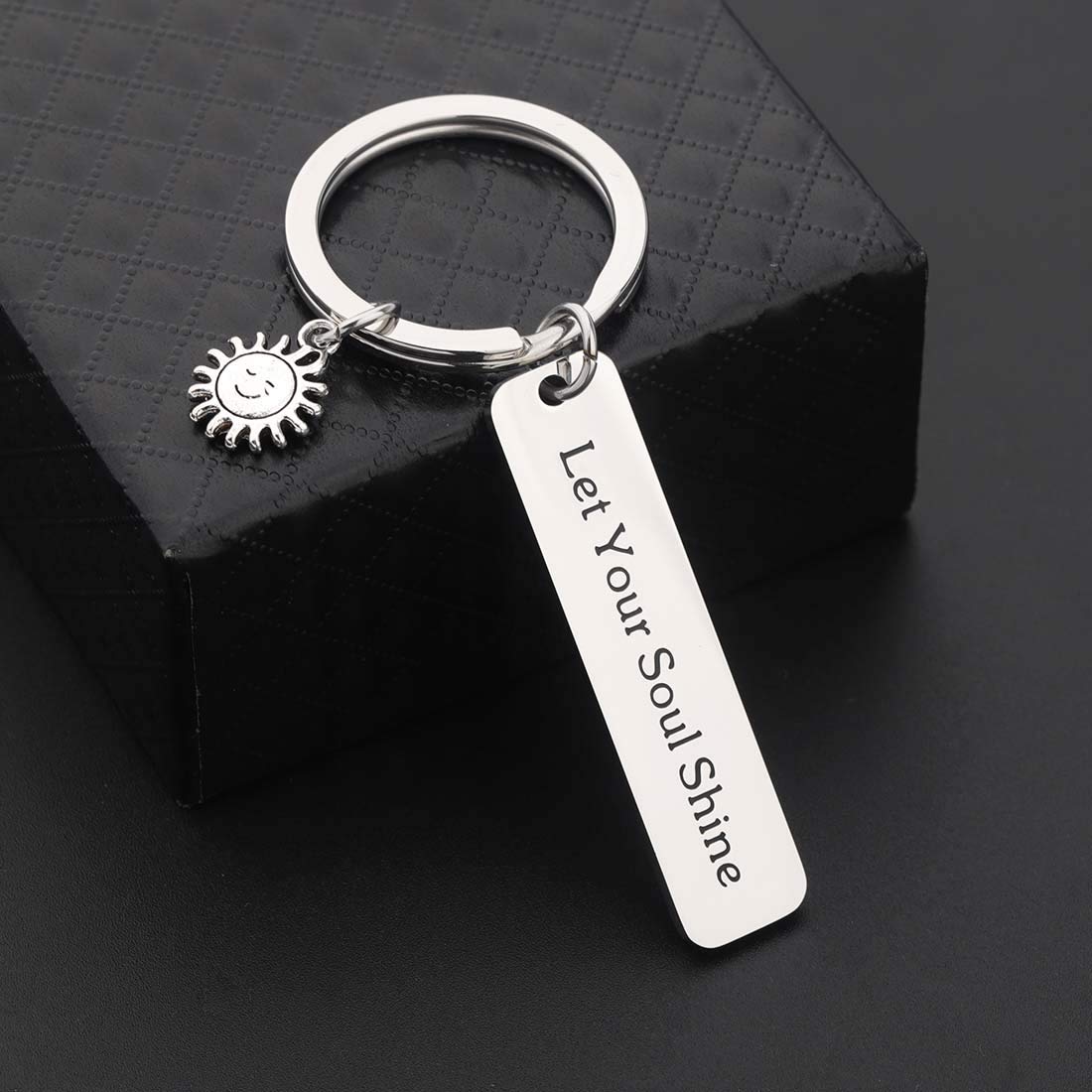 CHOORO Inspirational Graduation Gift Let Your Soul Shine Graduation Keychain (Let Your Soul Shine)