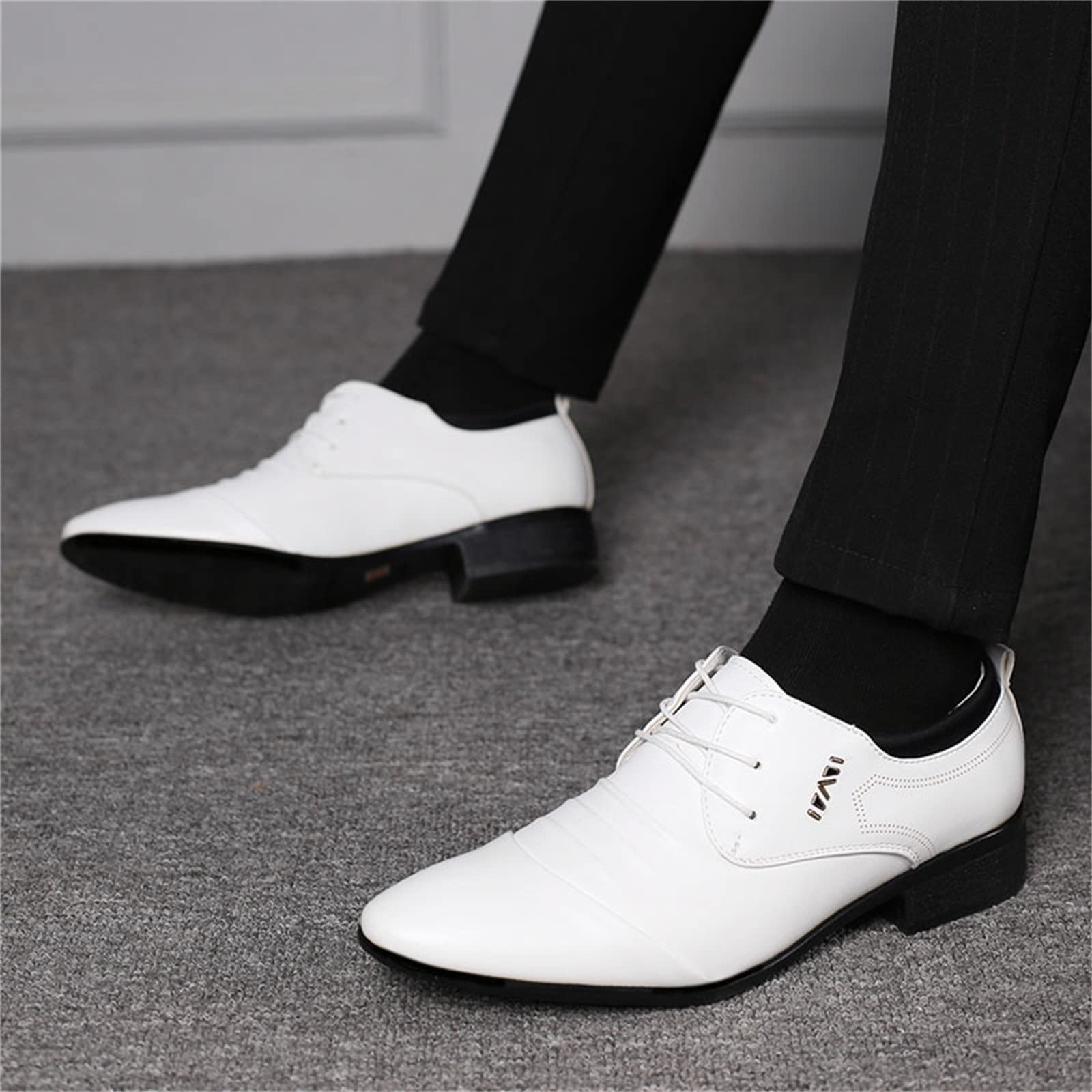 FASDNENDYS Fashion Summer and Autumn Men Leather Shoes Low Heel Pointed Toe Lace Solid Color Business Style Men Snow Boots Size 12 White
