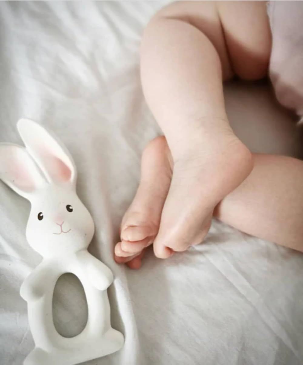 Tikiri Havah The Bunny Teether (White)