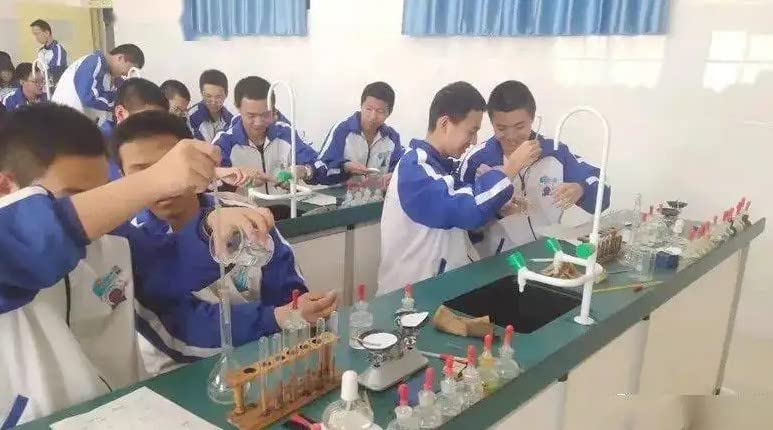 Othmro 20ml 100pcs Plastic Lab Centrifuge Tubes, 21 * 109mm Vial Test Tube Sample Storage Container Liquid Centrifuge Tube Round Bottom with Plug-in Cap for Beads Yeast Specimen Sample Laboratory