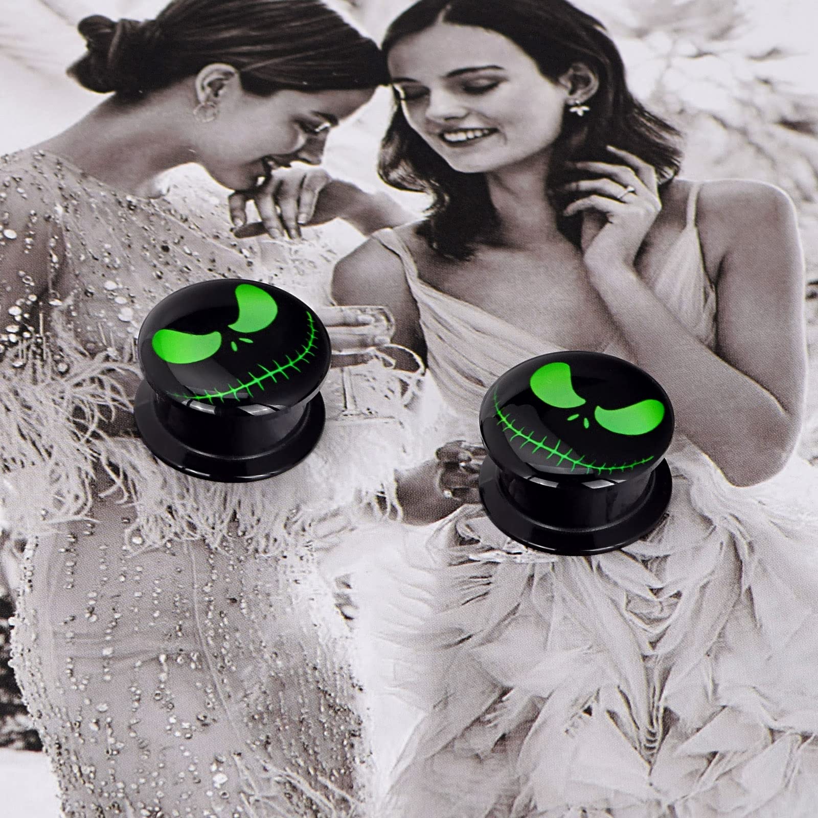 DERALA 2pcs Ear Plugs Acrylic Ear Gauges Expander Double Flare Halloween Ghost Eyes Piercing Jewelry 00g 10mm Green