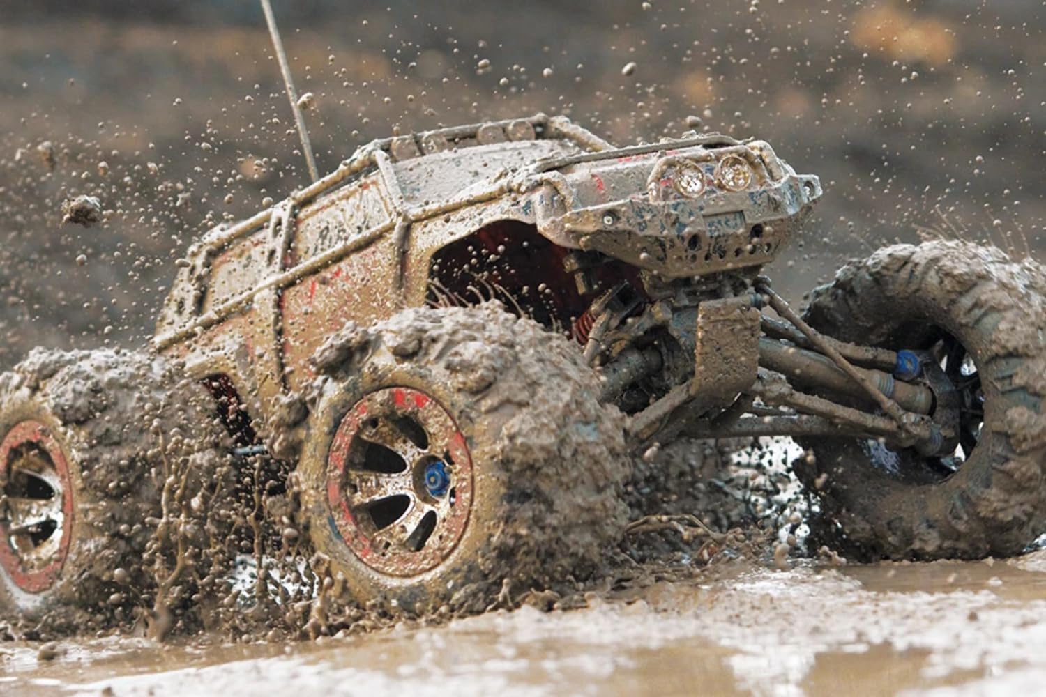 Traxxas Summit: 1/10 Scale 4WD Electric Extreme Terrain Monster Truck with TQi Link Enabled 2.4GHz Radio System