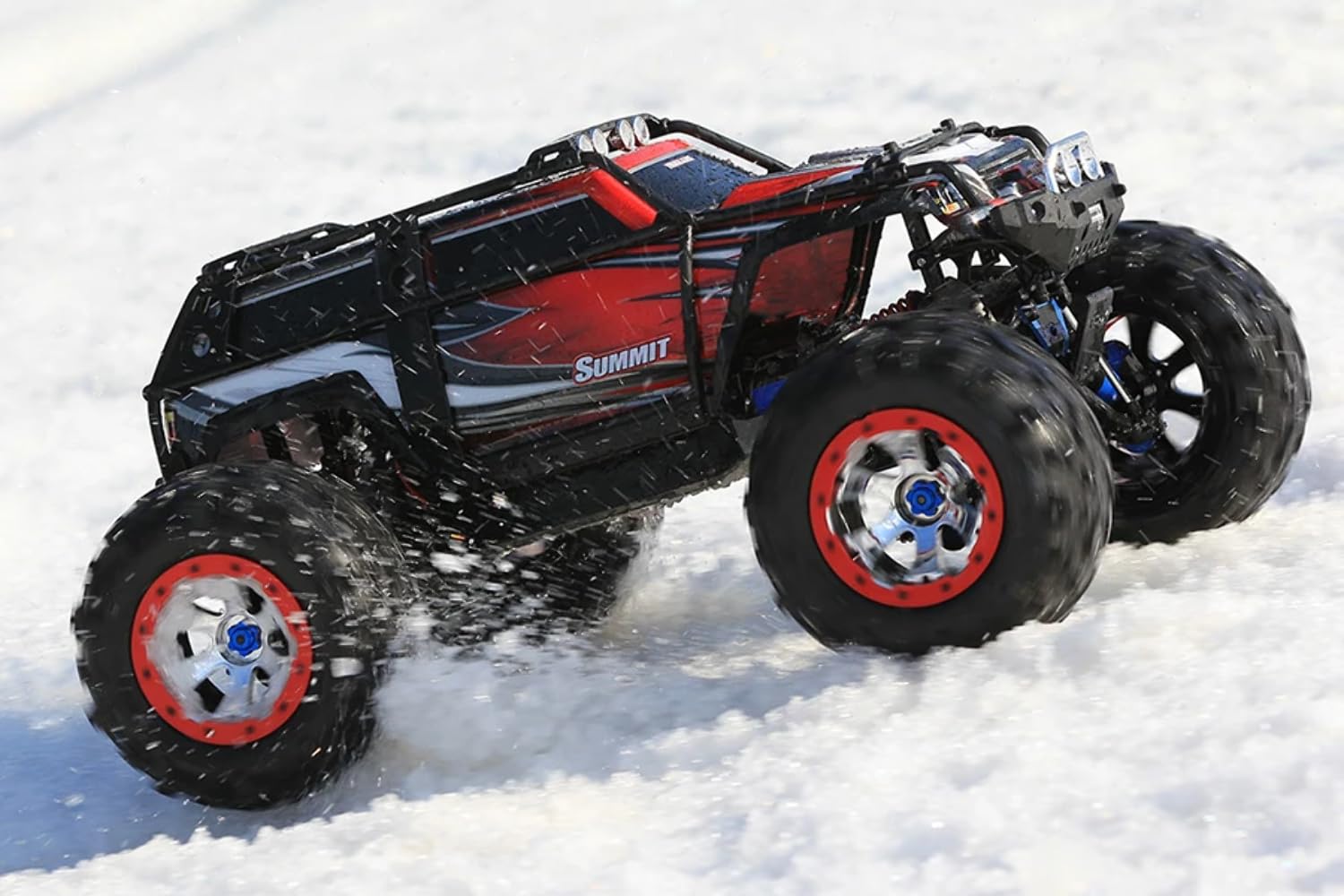 Traxxas Summit: 1/10 Scale 4WD Electric Extreme Terrain Monster Truck with TQi Link Enabled 2.4GHz Radio System