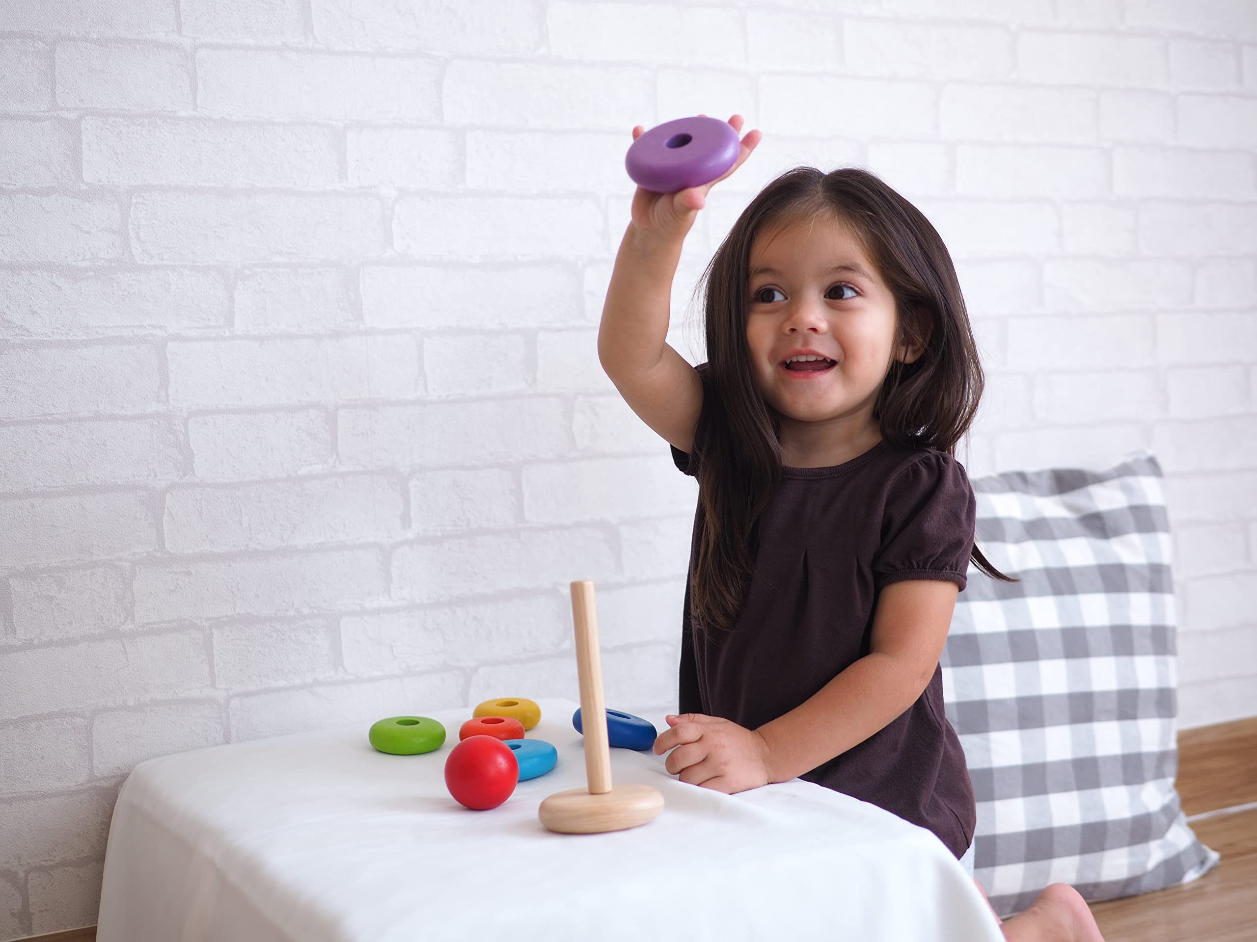 PlanToys Wooden 8 Piece Sorting and Stacking Ring Toy (5124) | Rainbow Color Collection |Sustainably Made from Rubberwood and Non-Toxic Paints and Dyes