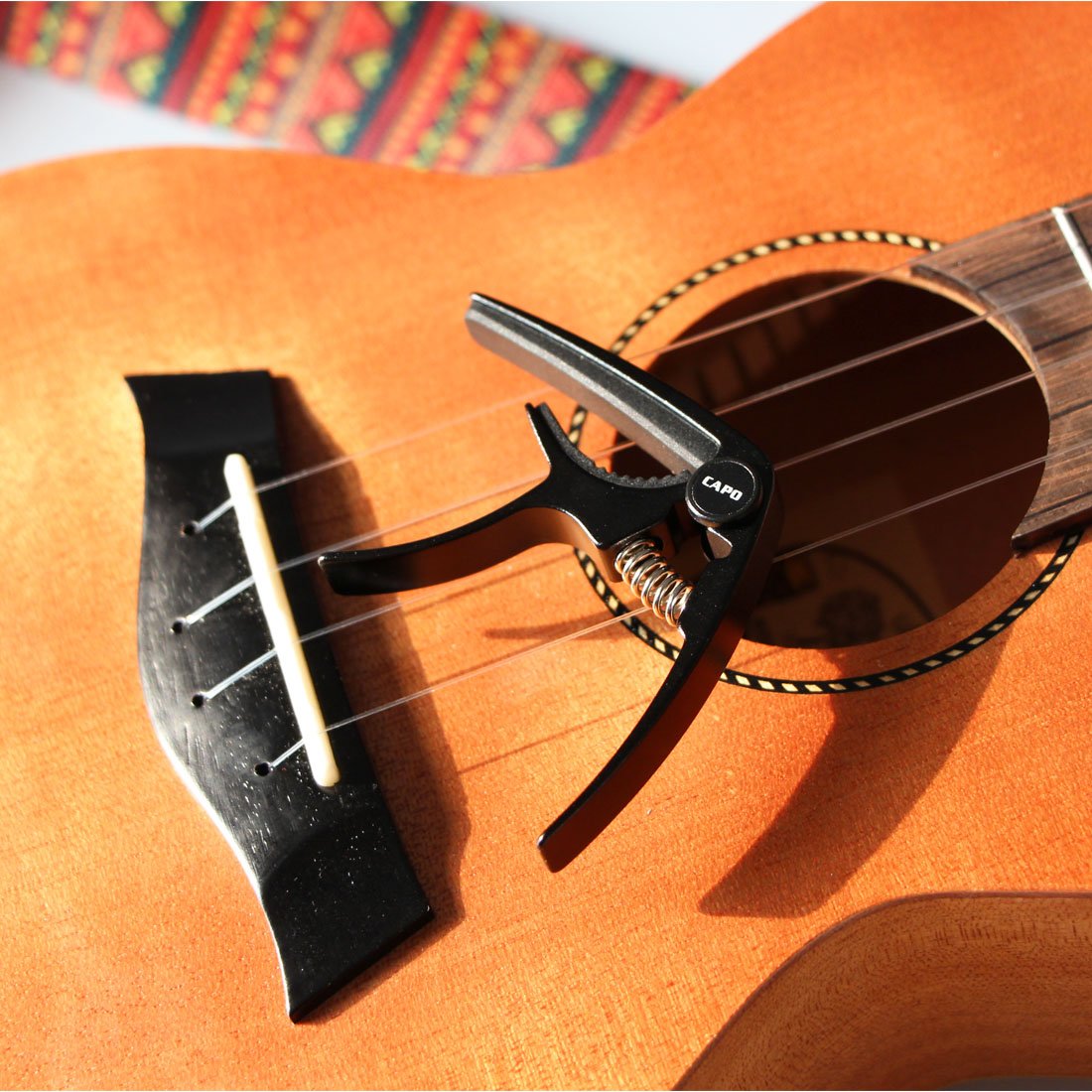 Ukulele Capo Aluminium Alloy Clamp for 4 Strings Uke Soprano Concert Tenor Baritone Light Weight Ukulele Clamp with Free Guitar Picks (Black)